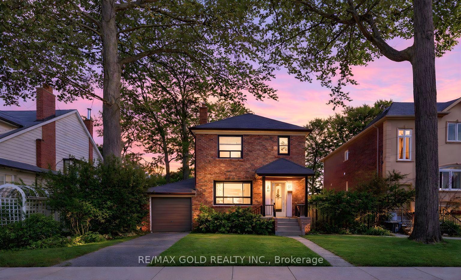 65 Long Branch Avenue, Toronto, ON M8W 3J3