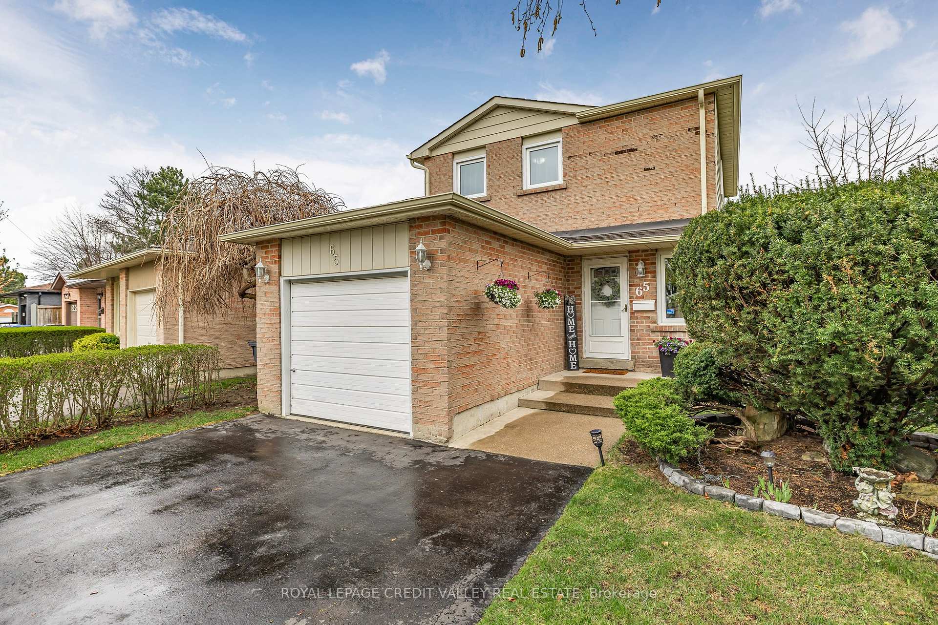 65 Martindale Crescent, Brampton, ON L6X 2V7