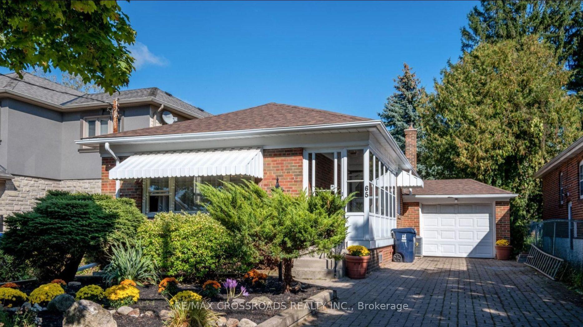65 Notley Place, Toronto, ON M4B 2M9