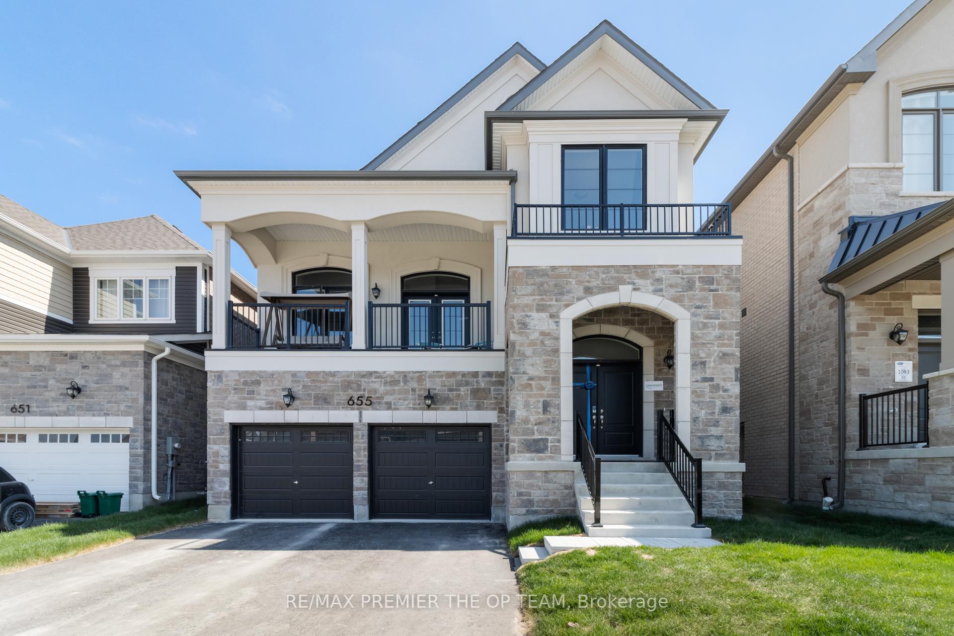 655 Newlove Street, Innisfil, ON L9S 0R9