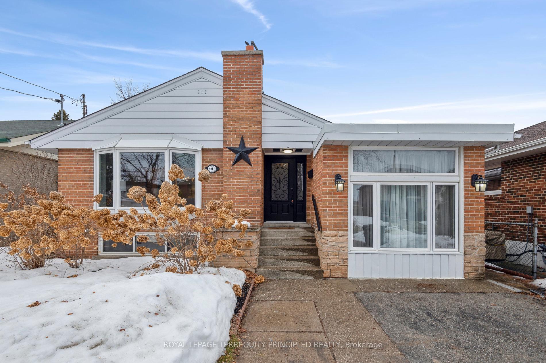66 Claymore Drive, Toronto, ON M8Z 2S2