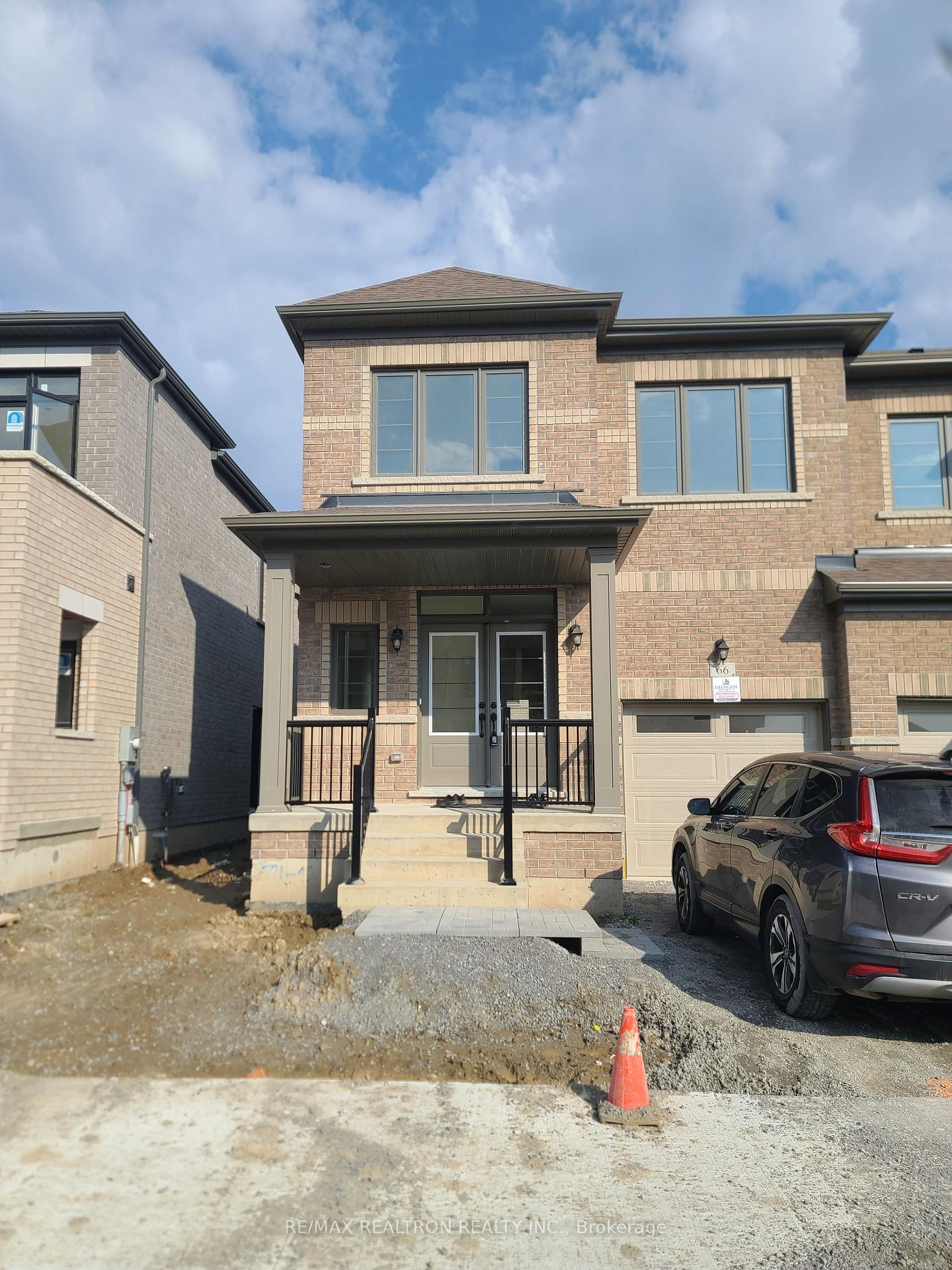 66 McGowan Drive, Whitby, ON L1P 0R5