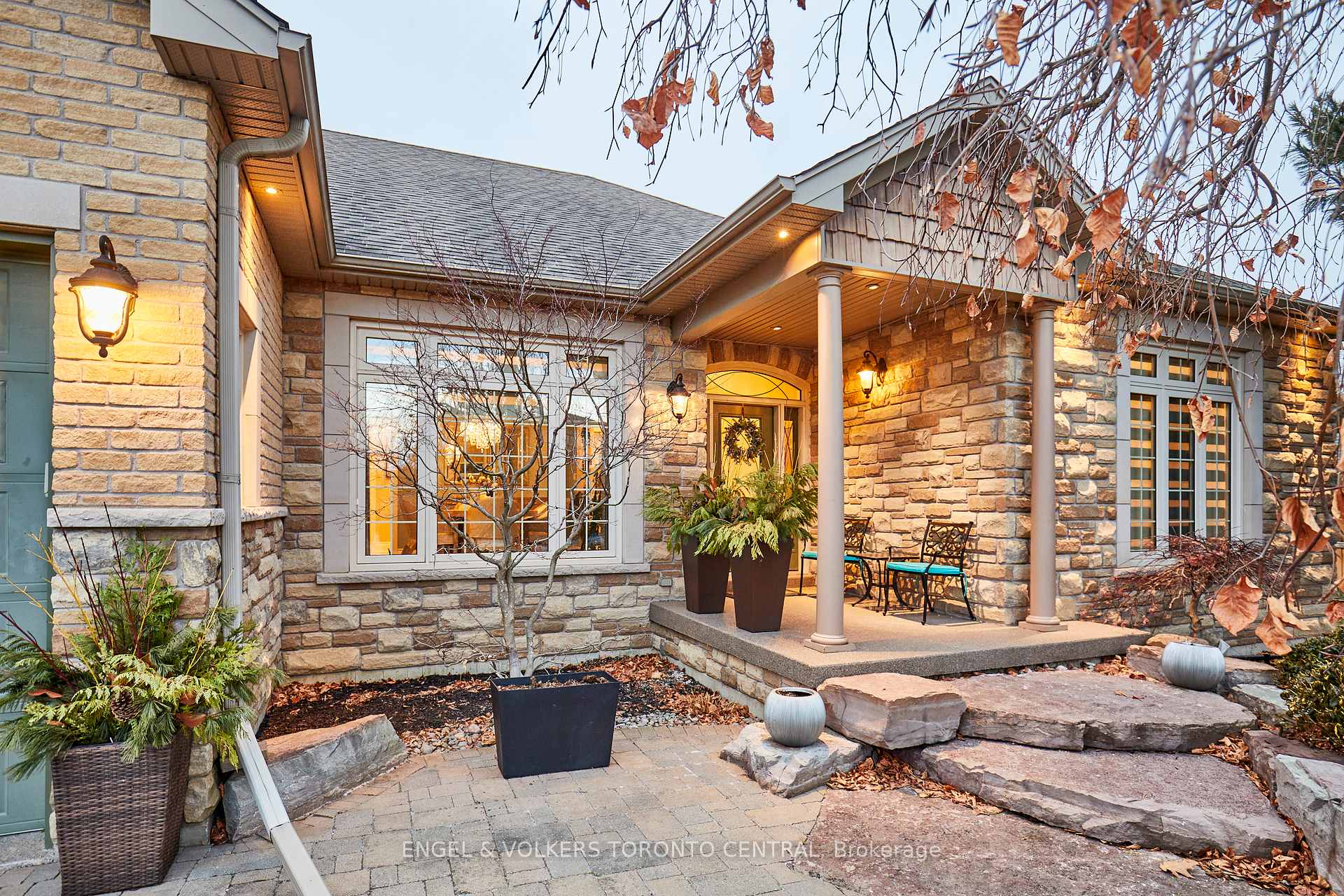 66 Varcoe Road, Clarington, ON L1E 1S4