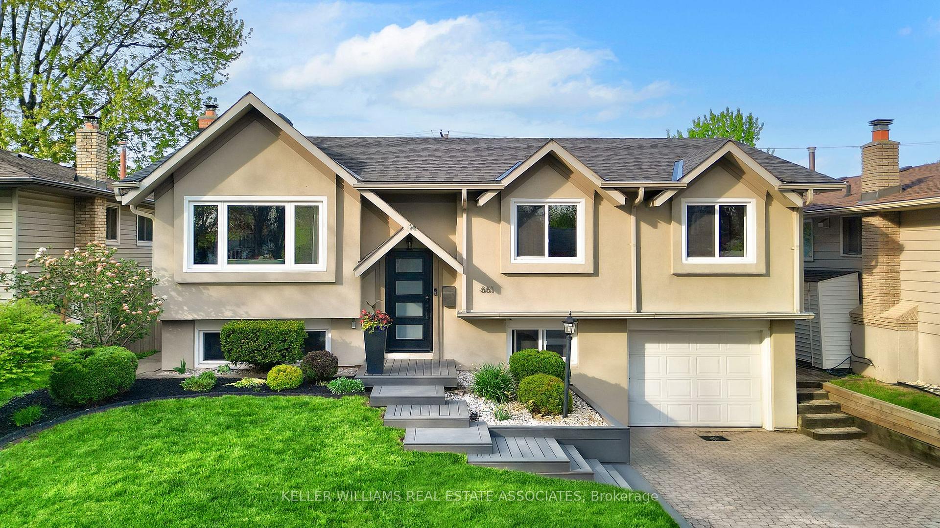 661 Jennifer Crescent, Burlington, ON L7N 3B2