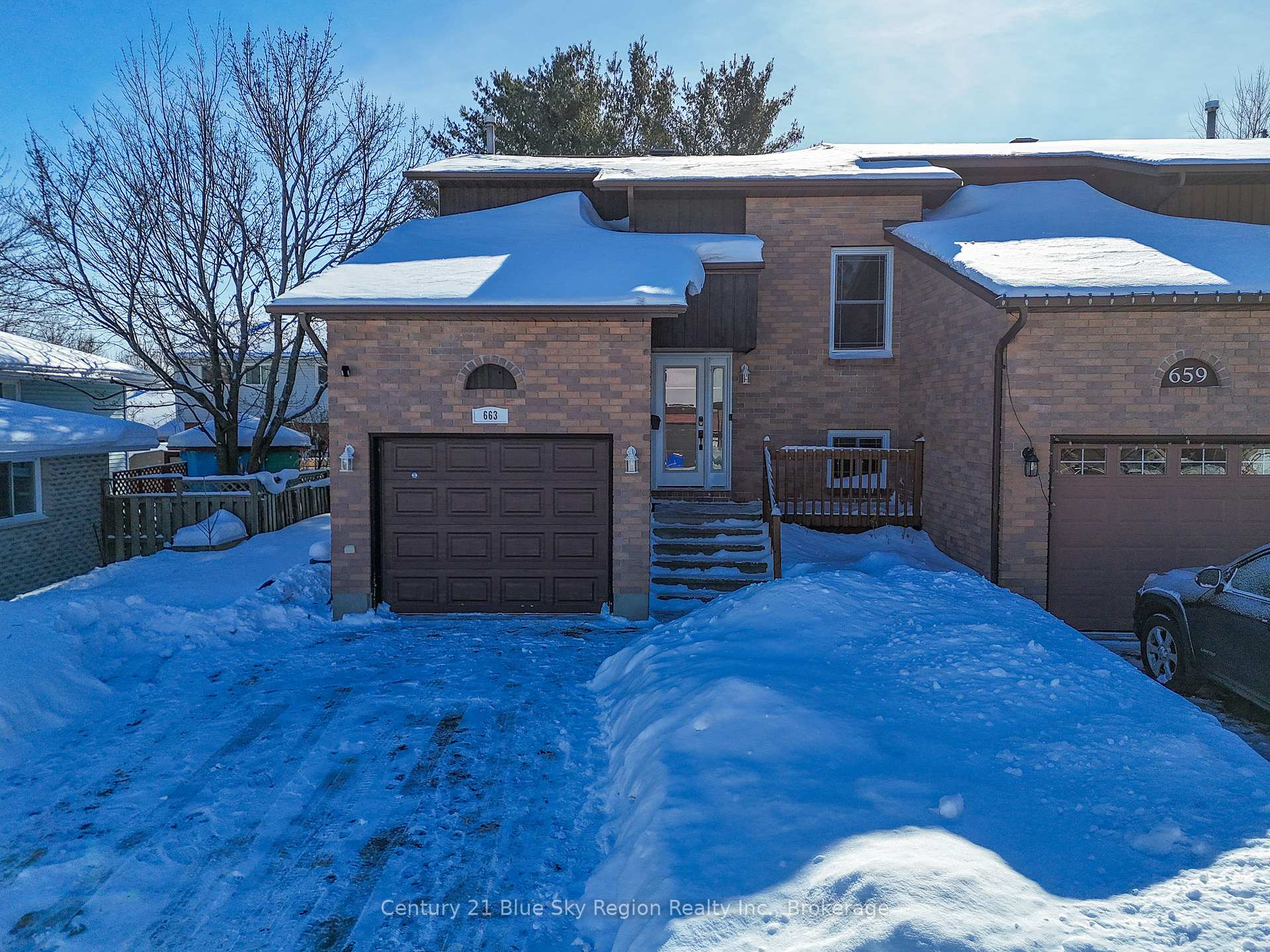 663 Bromley Avenue, North Bay, ON P1B 9H9