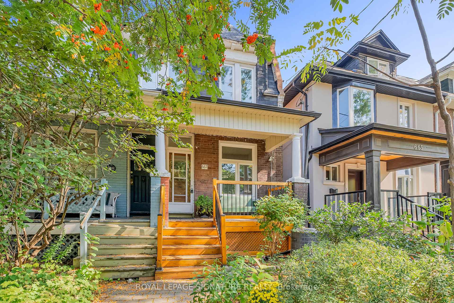667 Shaw Street, Toronto, ON M6G 3L8