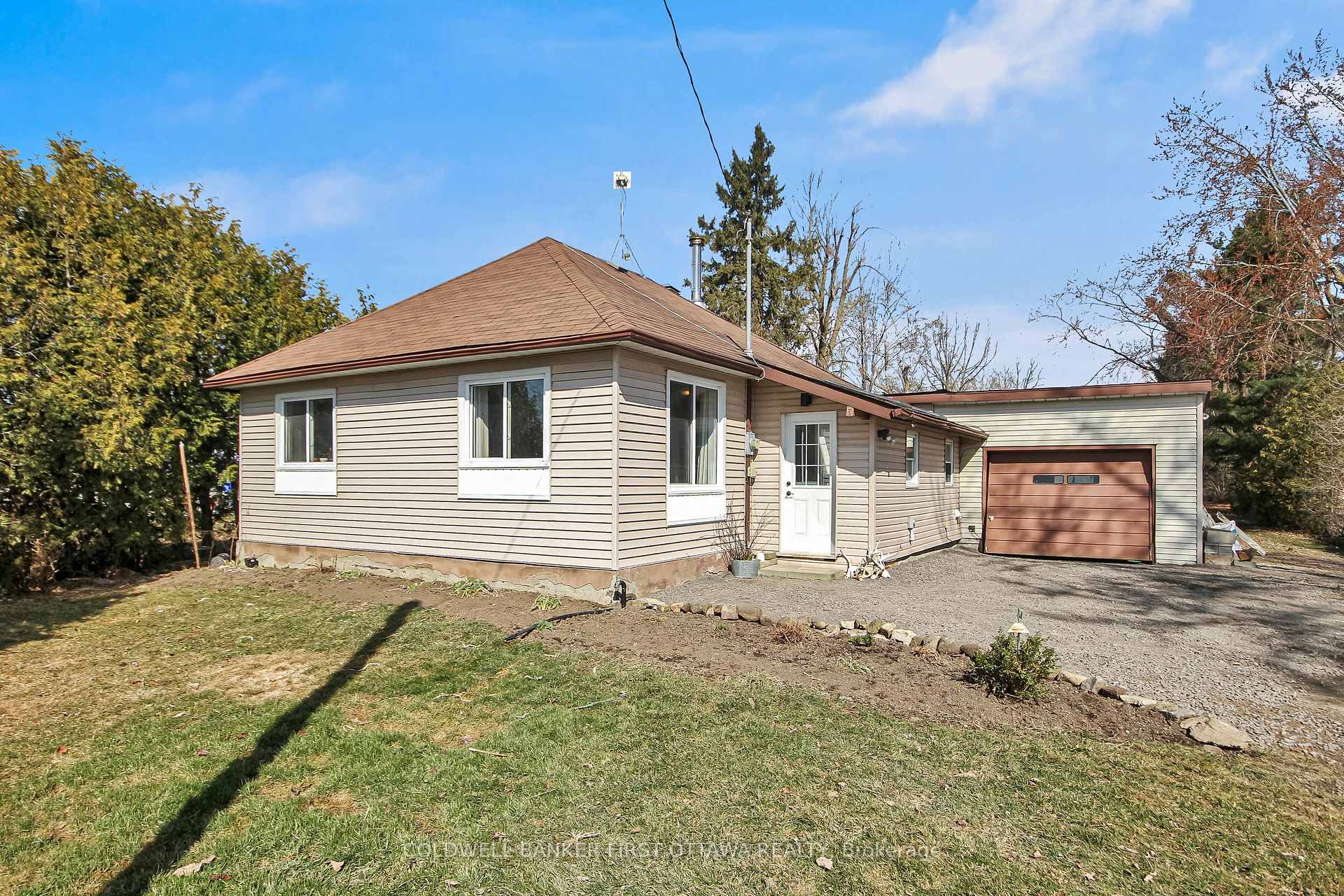 6671 Dalmeny Road, Greely - Metcalfe - Osgoode - Vernon and Area, ON ...