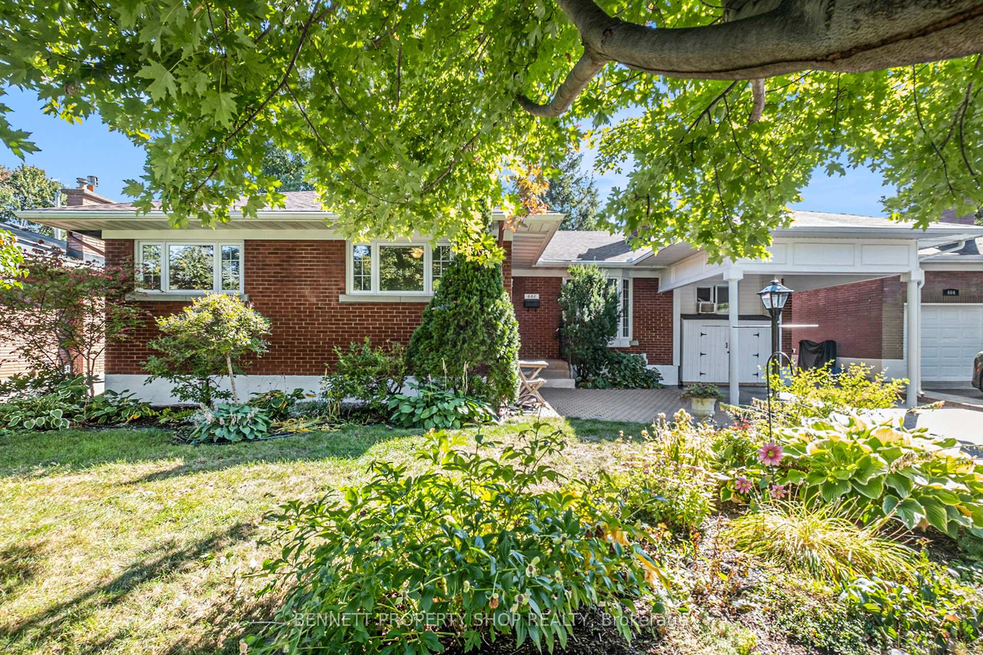 668 Chapman Boulevard, Elmvale Acres and Area, ON K1G 1T6