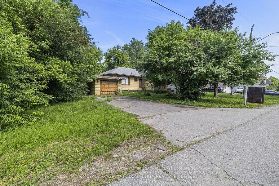 67 Fergus Avenue, Richmond Hill, ON L4E 3C2
