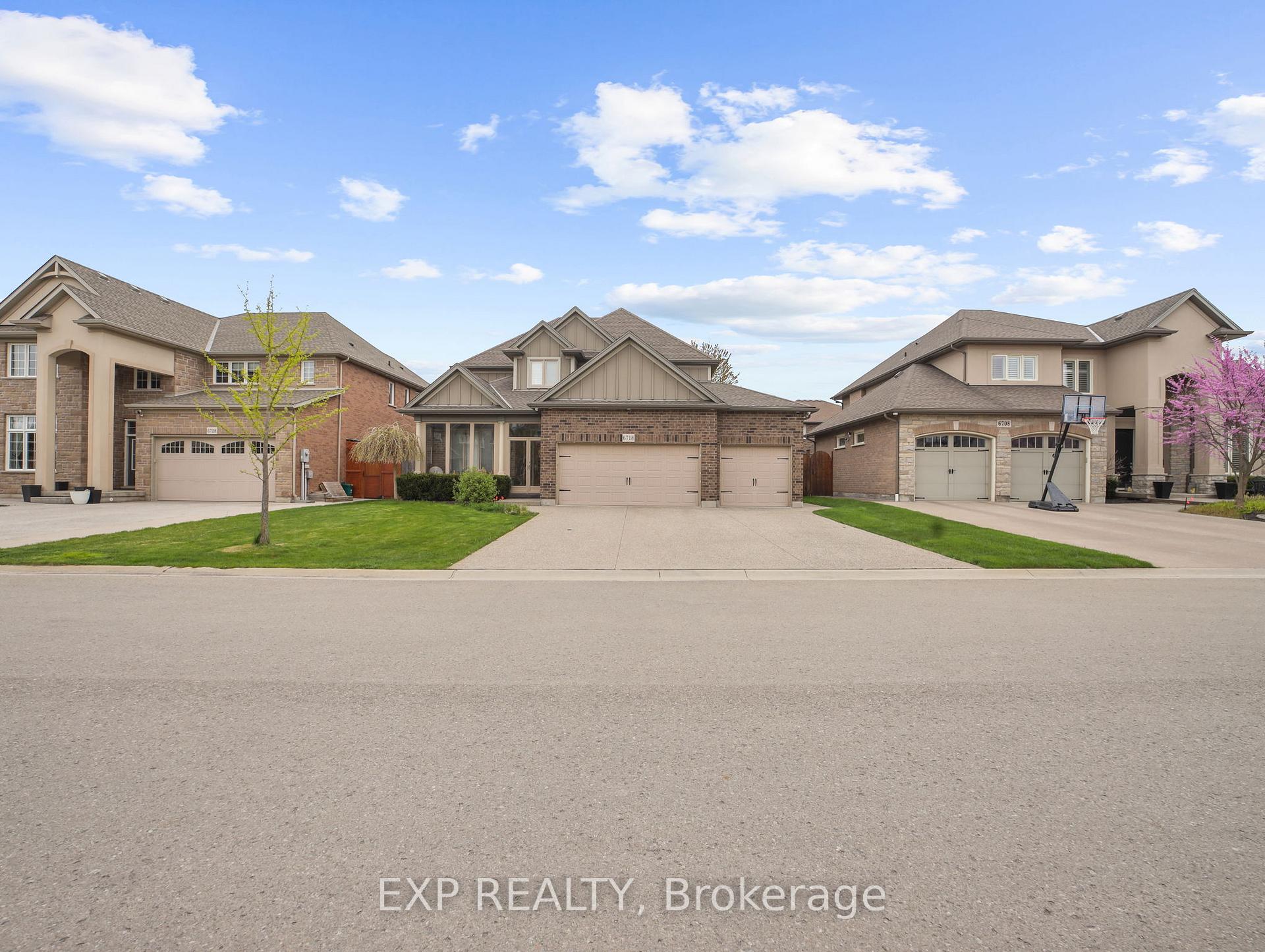 6718 Richard Crescent, Niagara Falls, ON L2H 0A9
