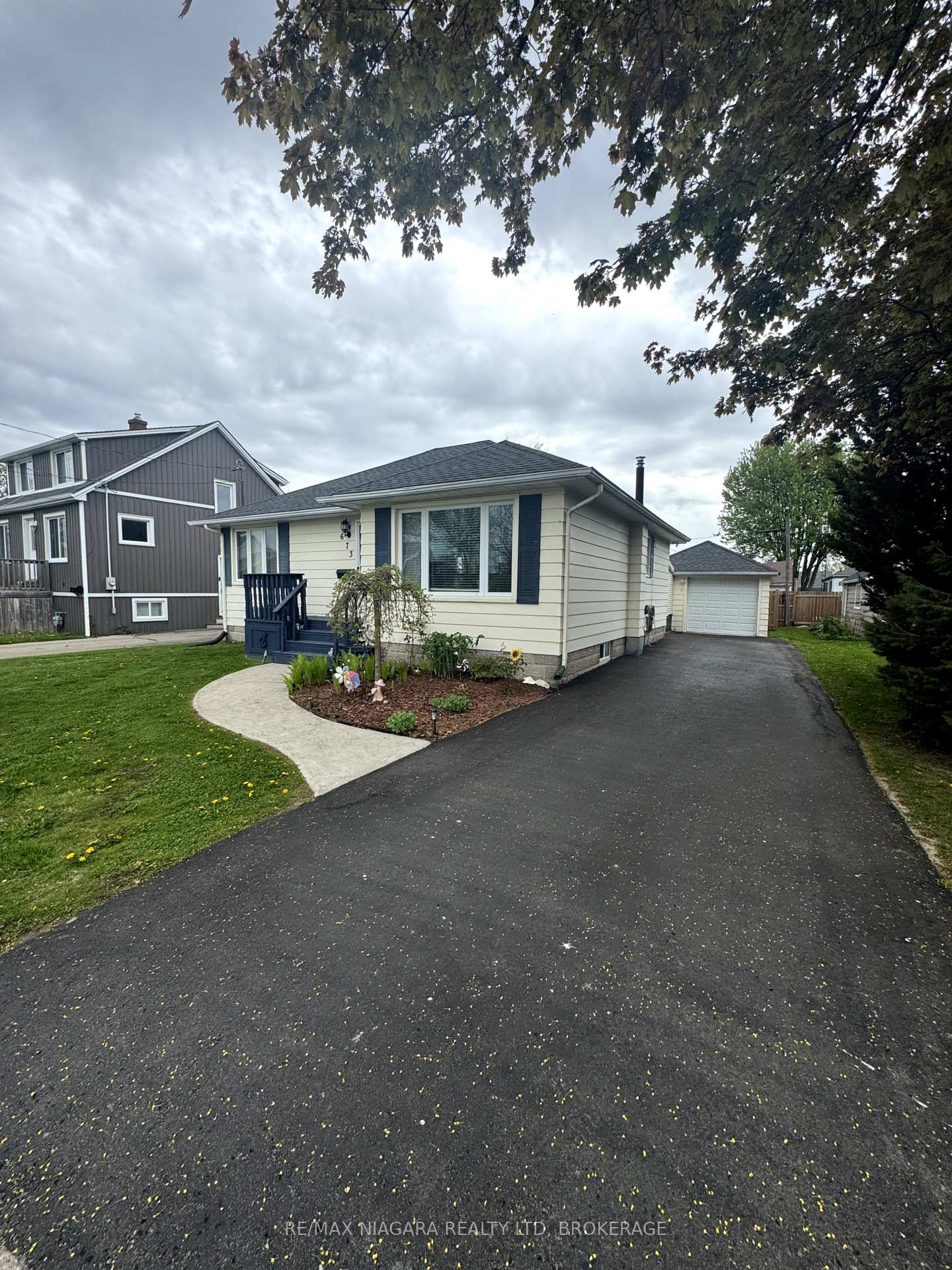 673 Fielden Avenue, Port Colborne, ON L3K 4V9