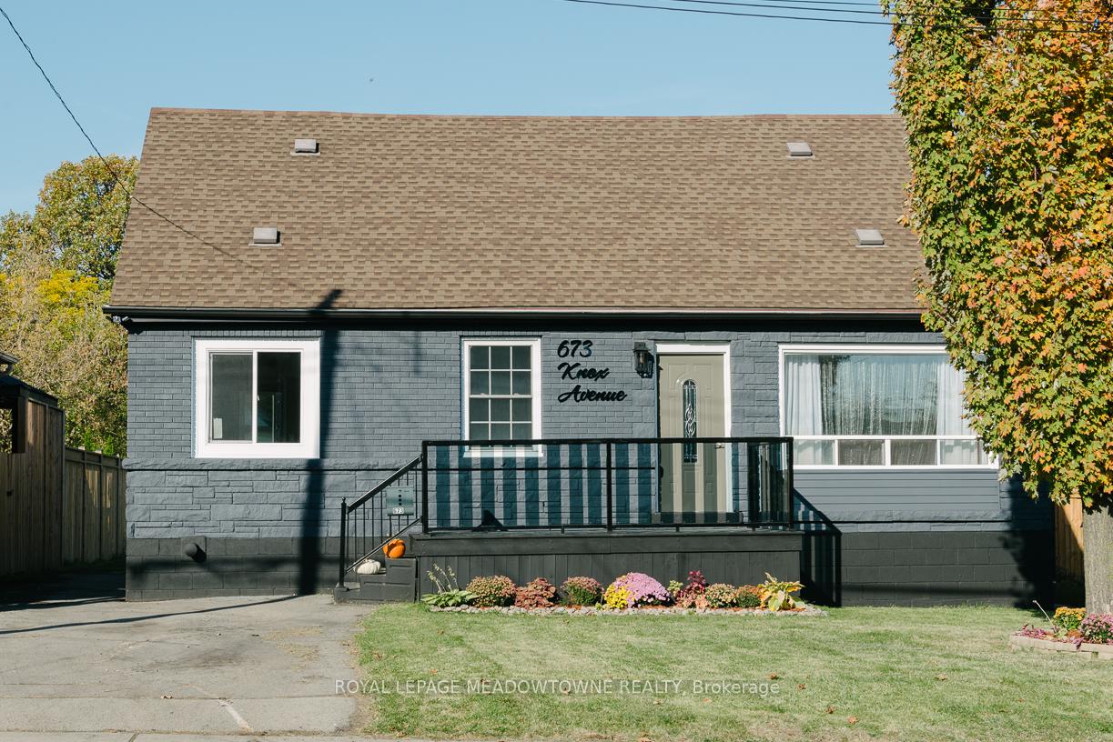 673 Knox Avenue, Hamilton, ON L8H 6K4