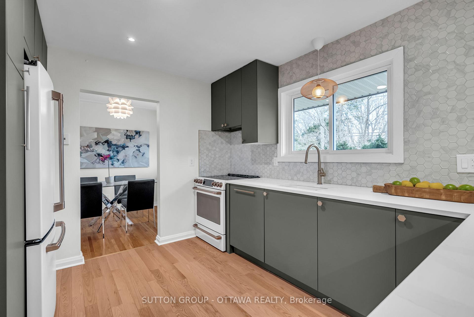 675 PLEASANT PARK Road, Elmvale Acres and Area, ON K1G 1Y3