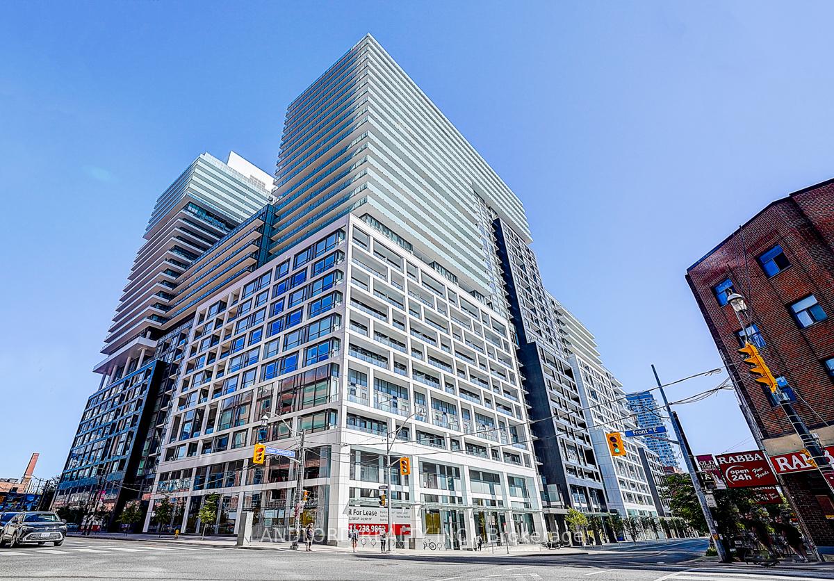 676 W - 135 Lower Sherbourne Street, Toronto, ON M5A 1Y4