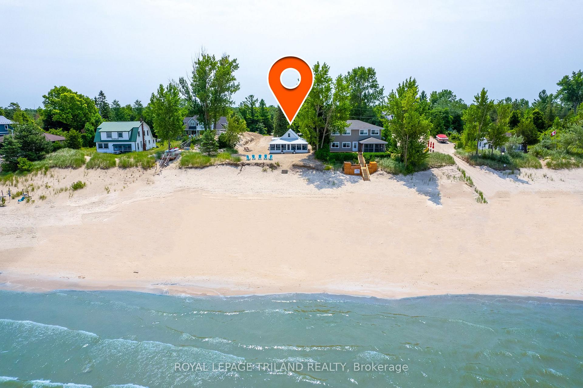 6768 East Parkway Drive, Lambton Shores, ON N0N 1J3