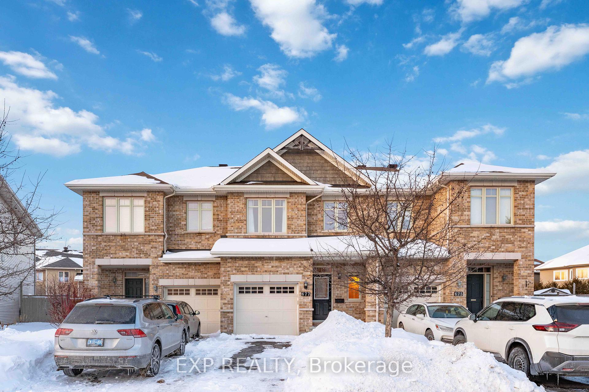 677 Bowercrest Crescent, Blossom Park - Airport and Area, ON K1V 2M2