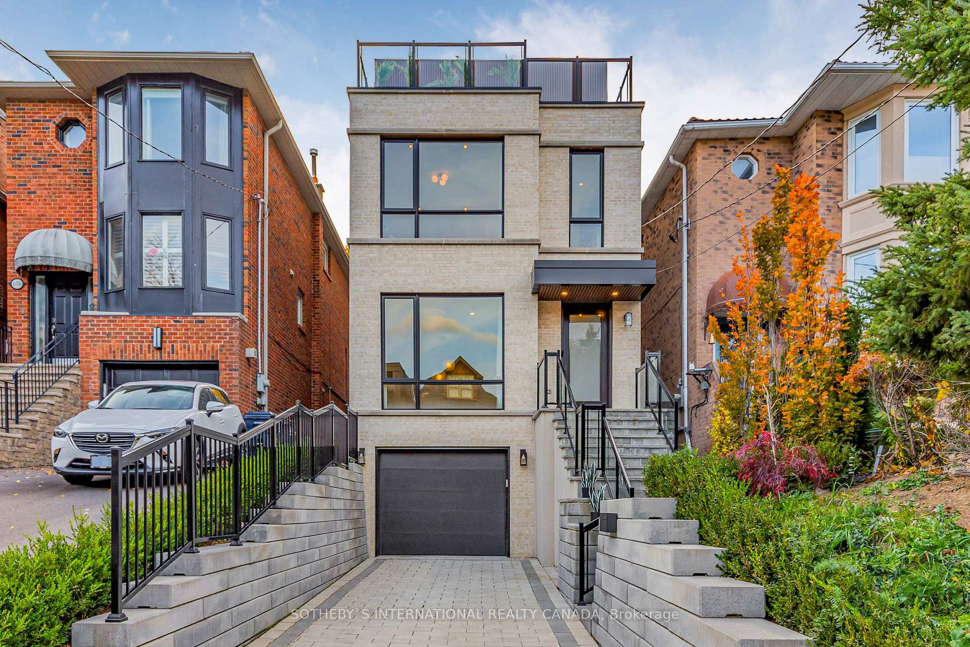 678 Oriole Parkway, Toronto, ON M4R 2C5