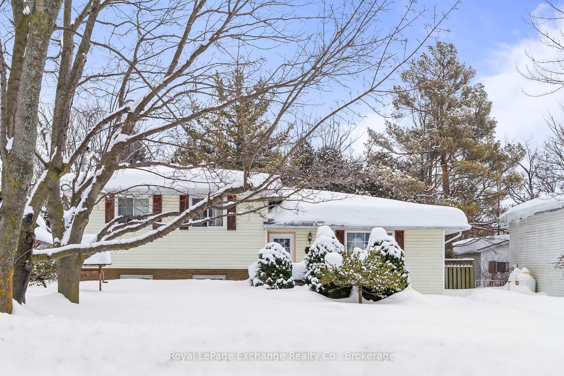 679 Scott Street, Kincardine, ON N2Z 1T2