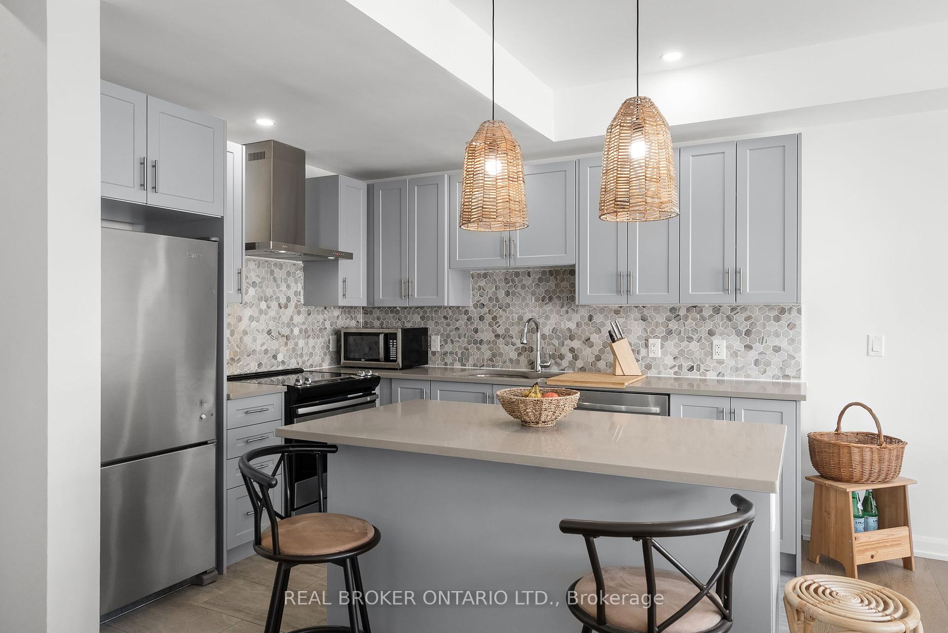 68 Cherry Blossom Private, Parkway Park - Queensway Terrace S and Area ...