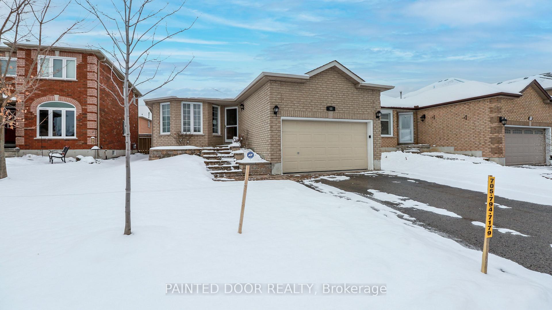 68 Red Oak Drive, Barrie, ON L4N 9M5