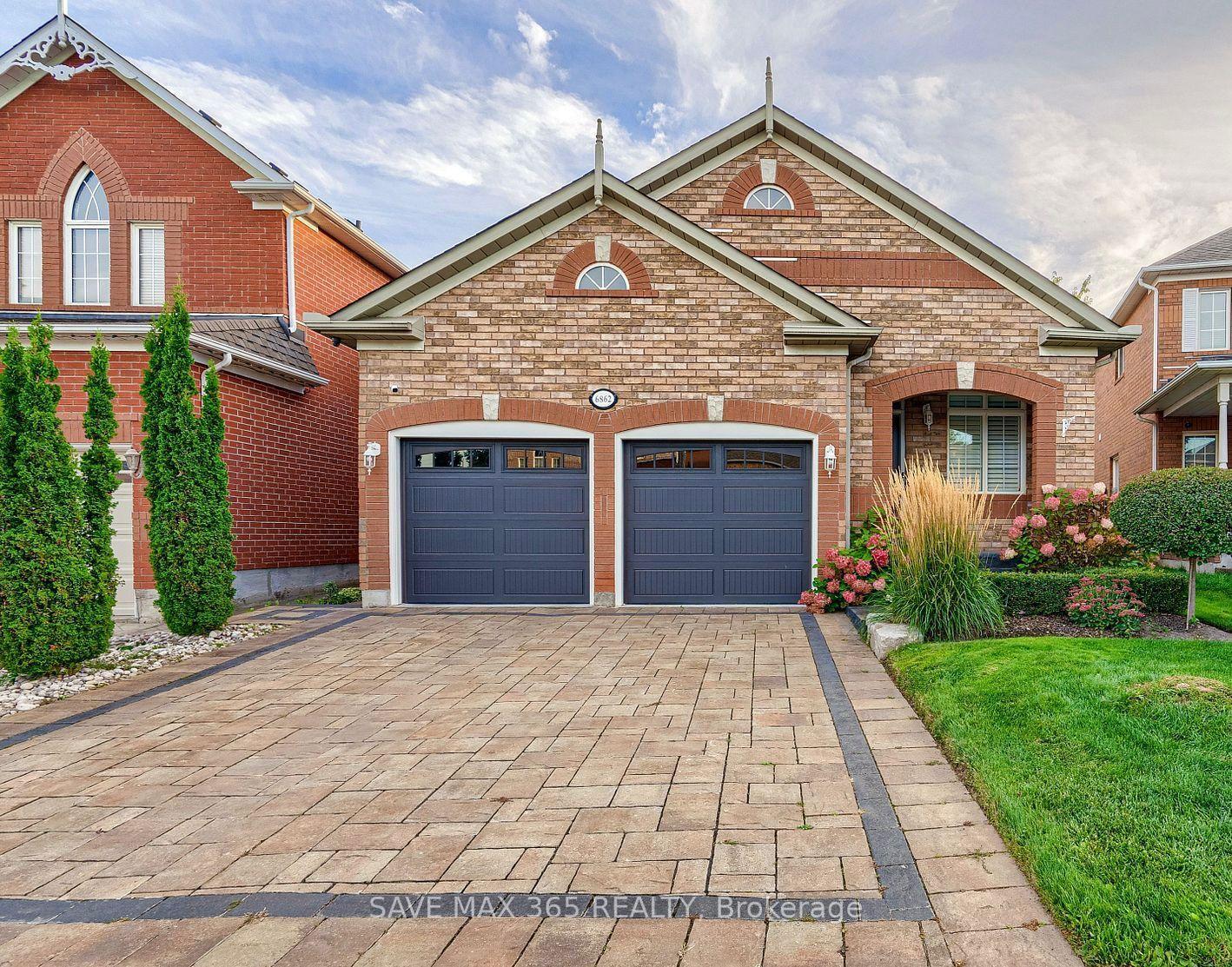 6862 Gooderham Estate Boulevard, Mississauga, ON L5W 1B1