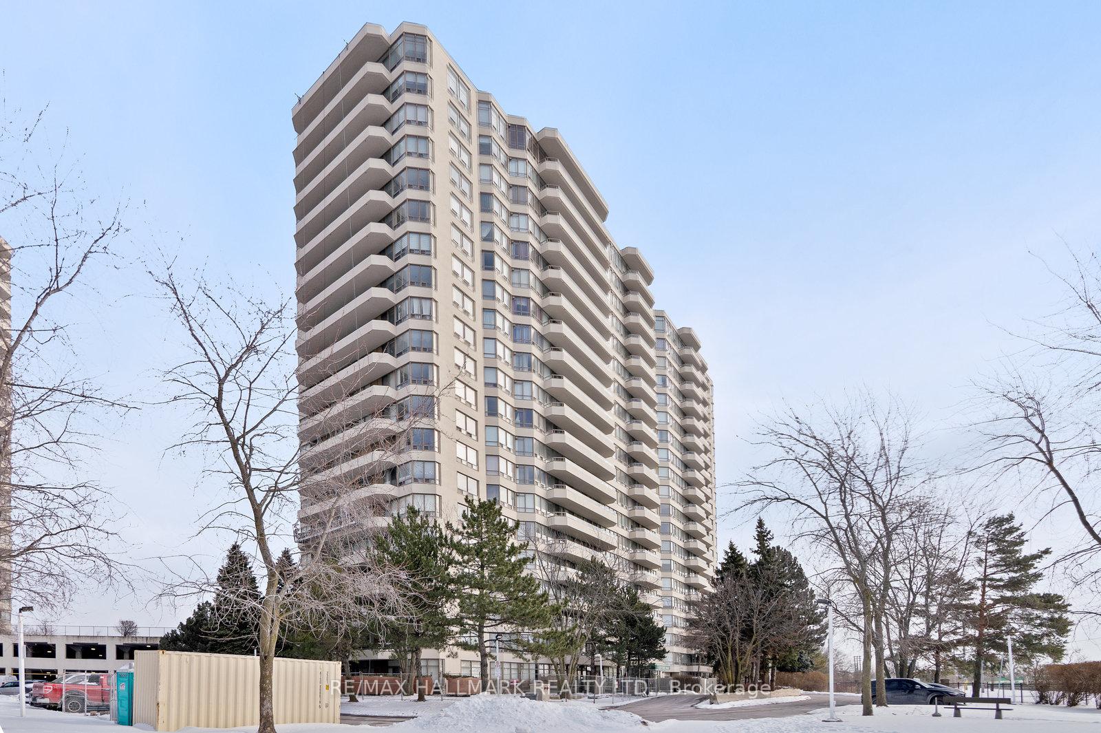688 - 1 Greystone Walk Drive, Toronto, ON M1K 5J3
