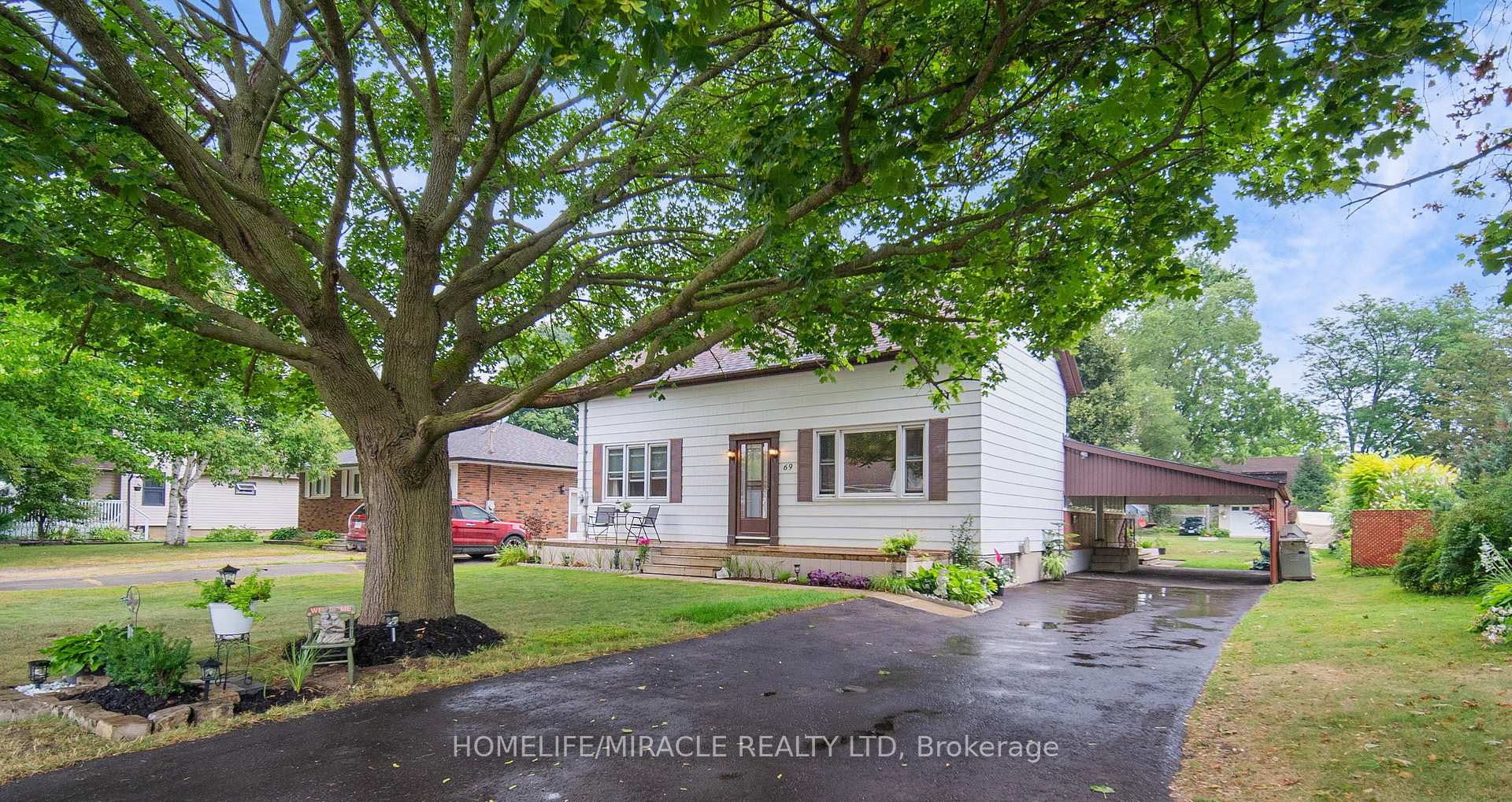 69 Bee Street, Woodstock, ON N4S 3Z2