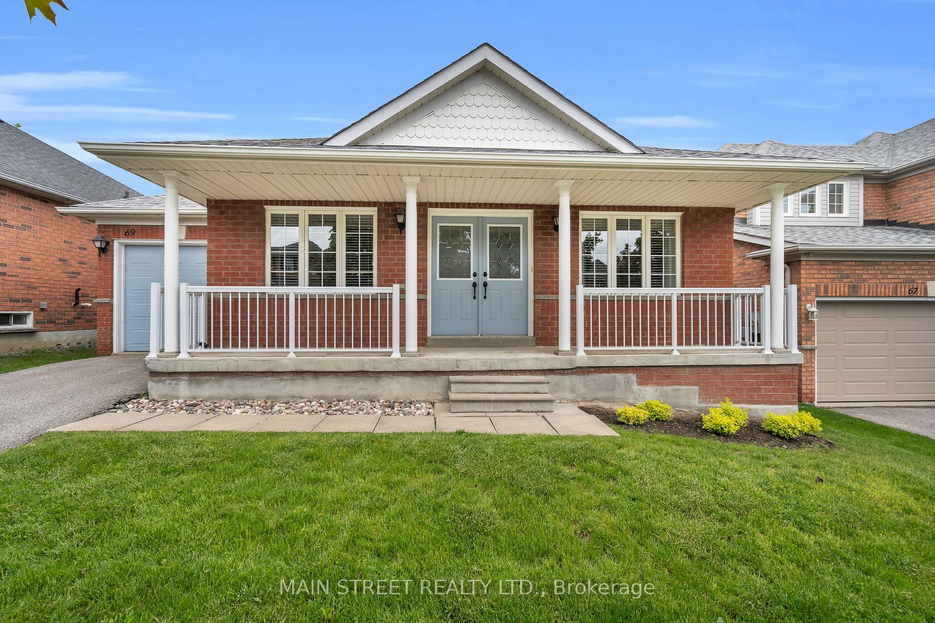 69 Brecken Drive, Georgina, ON L4P 4A6