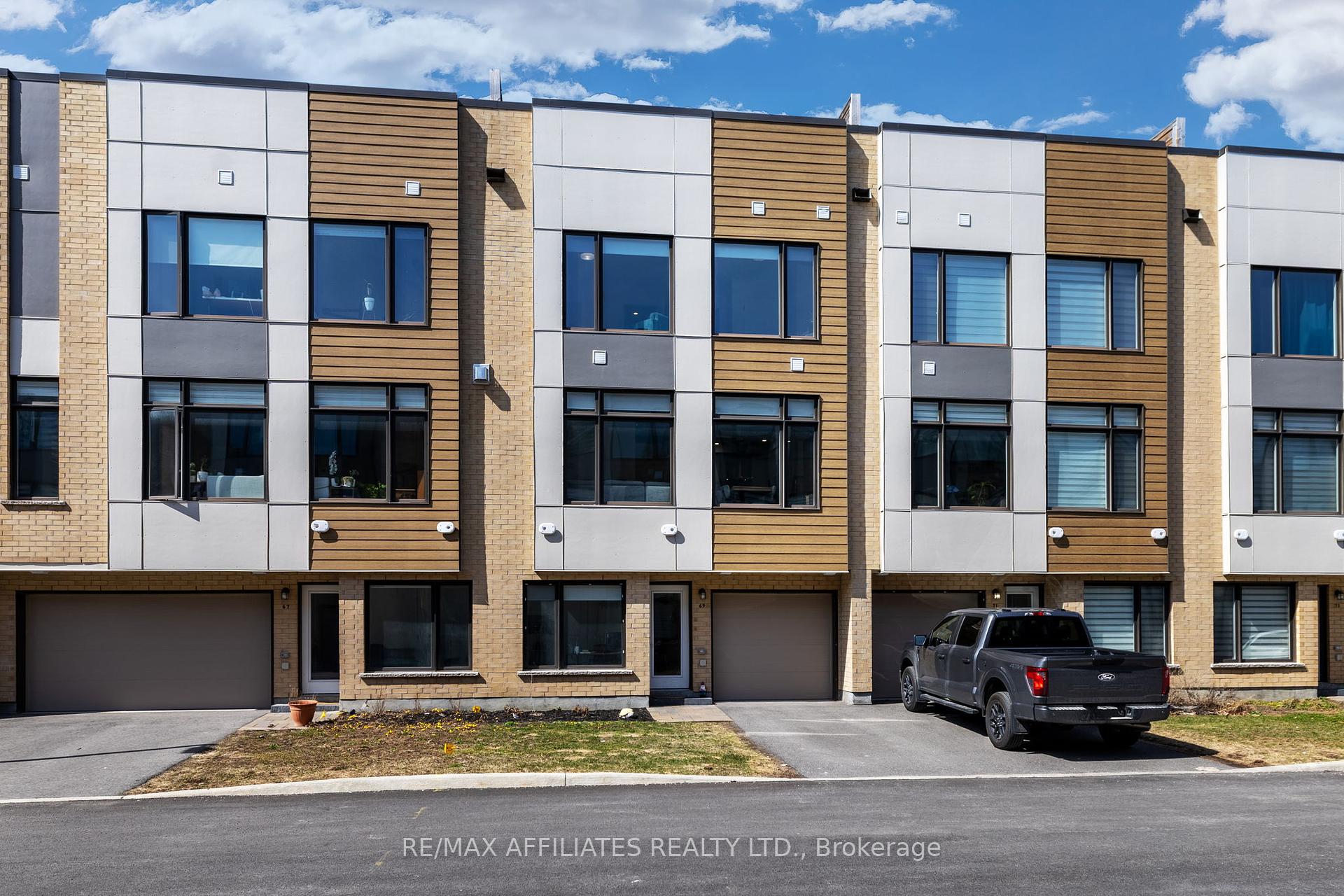 69 Cherry Blossom Private, Parkway Park - Queensway Terrace S and Area ...