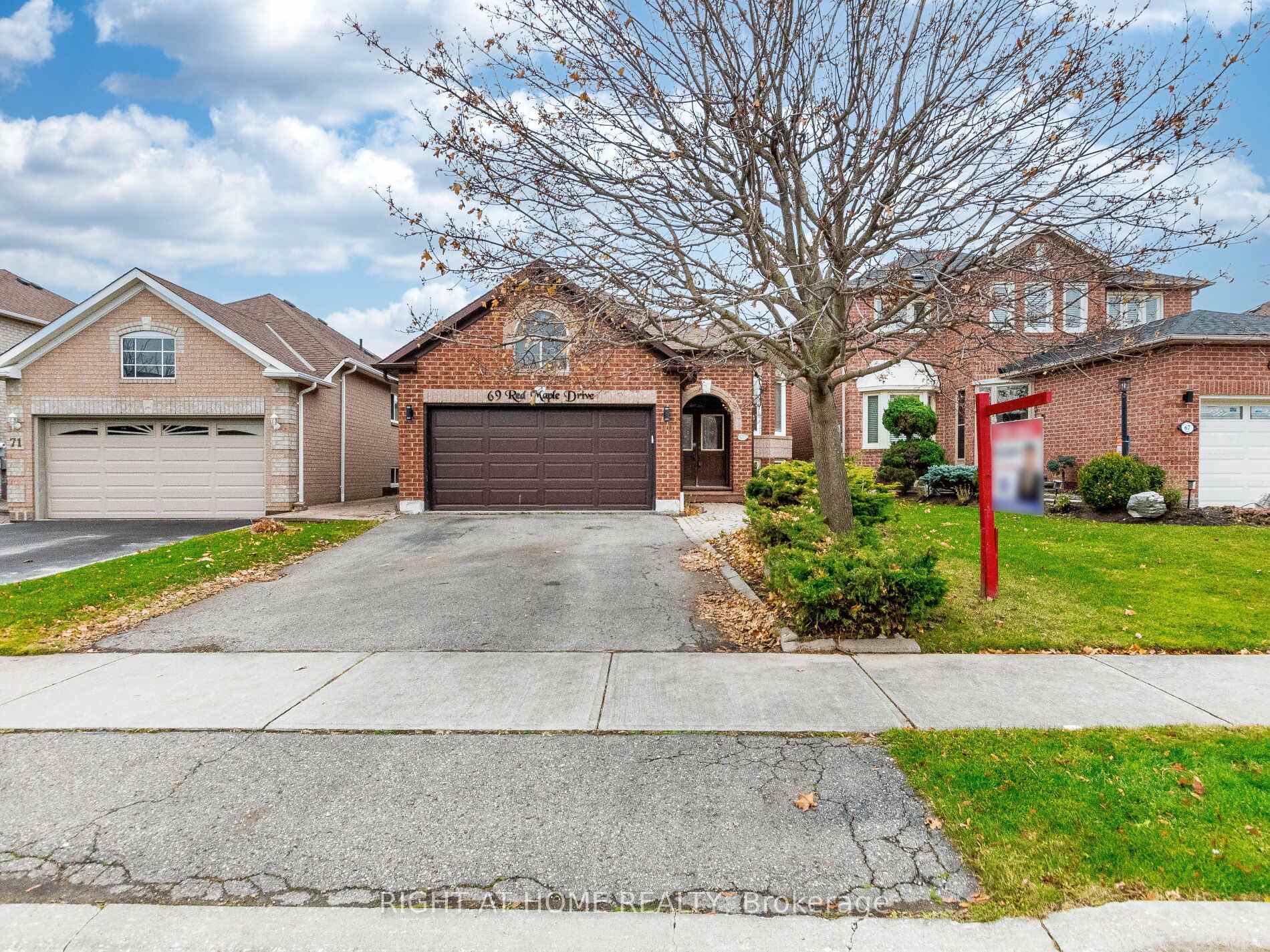 69 Red Maple Drive, Brampton, ON L6X 4M1