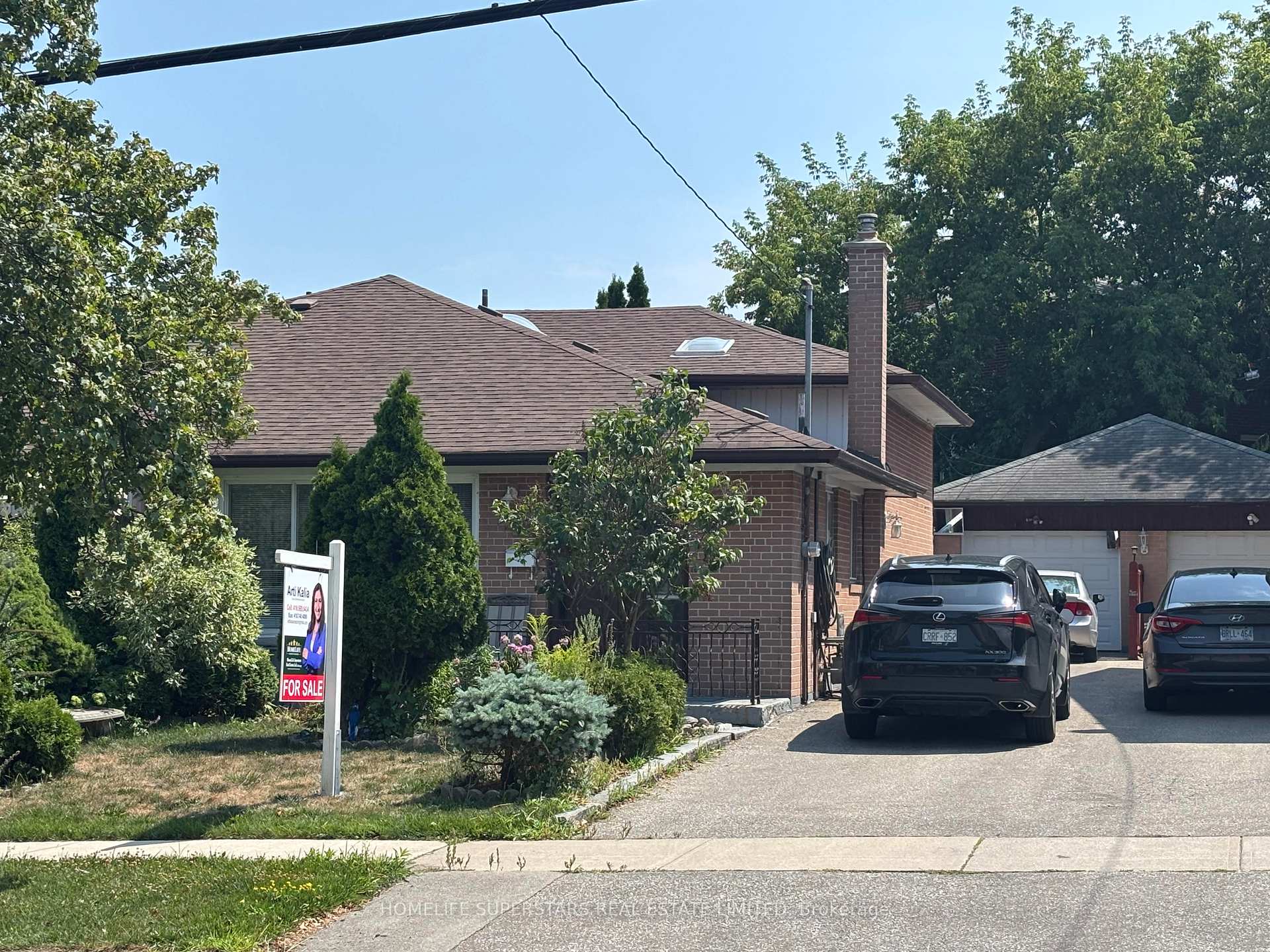 69 Thistle Down Boulevard, Toronto, ON M9V 1J1