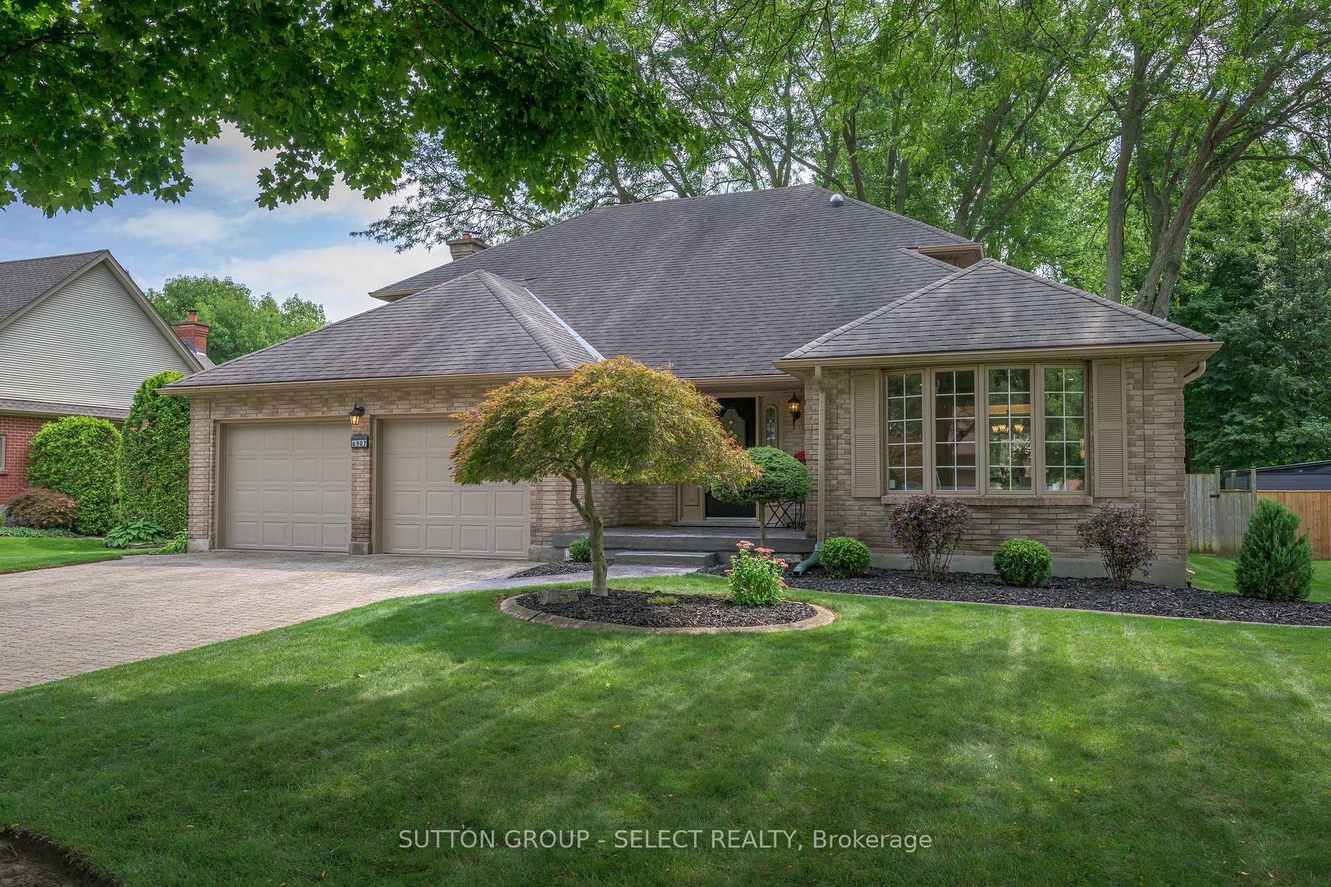 6907 Lambeth Walk, London South, ON N6P 1A5