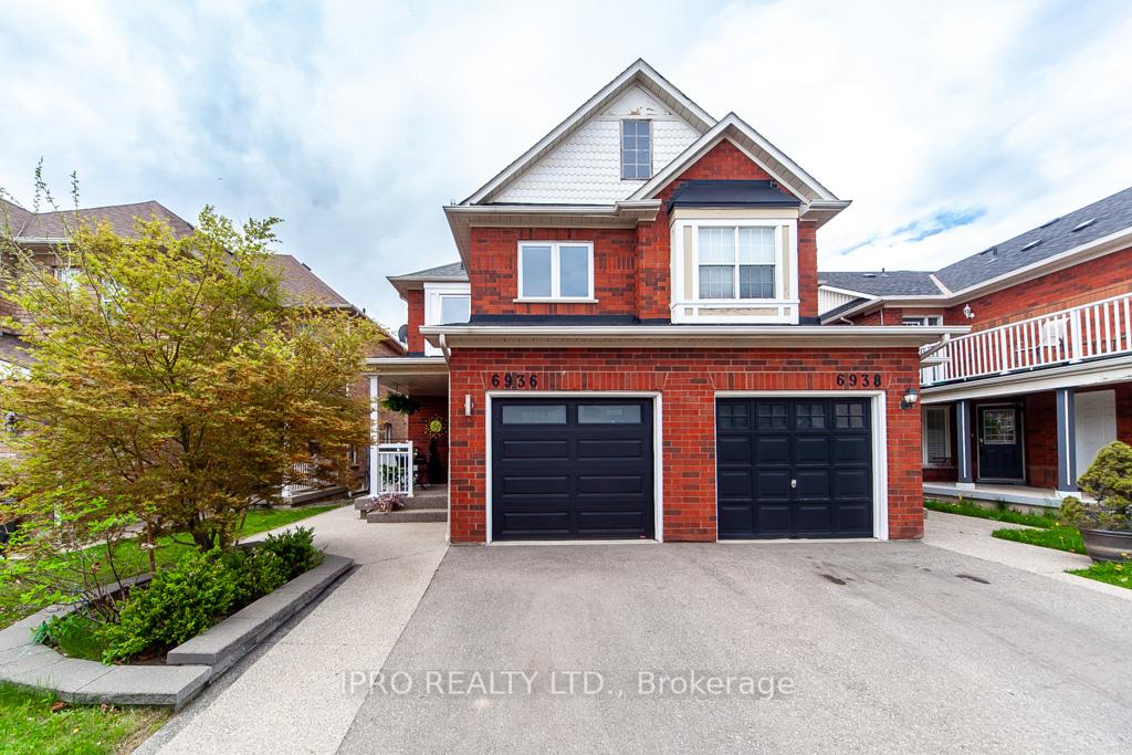 6936 Buttle Station Place, Mississauga, ON L5W 1B8