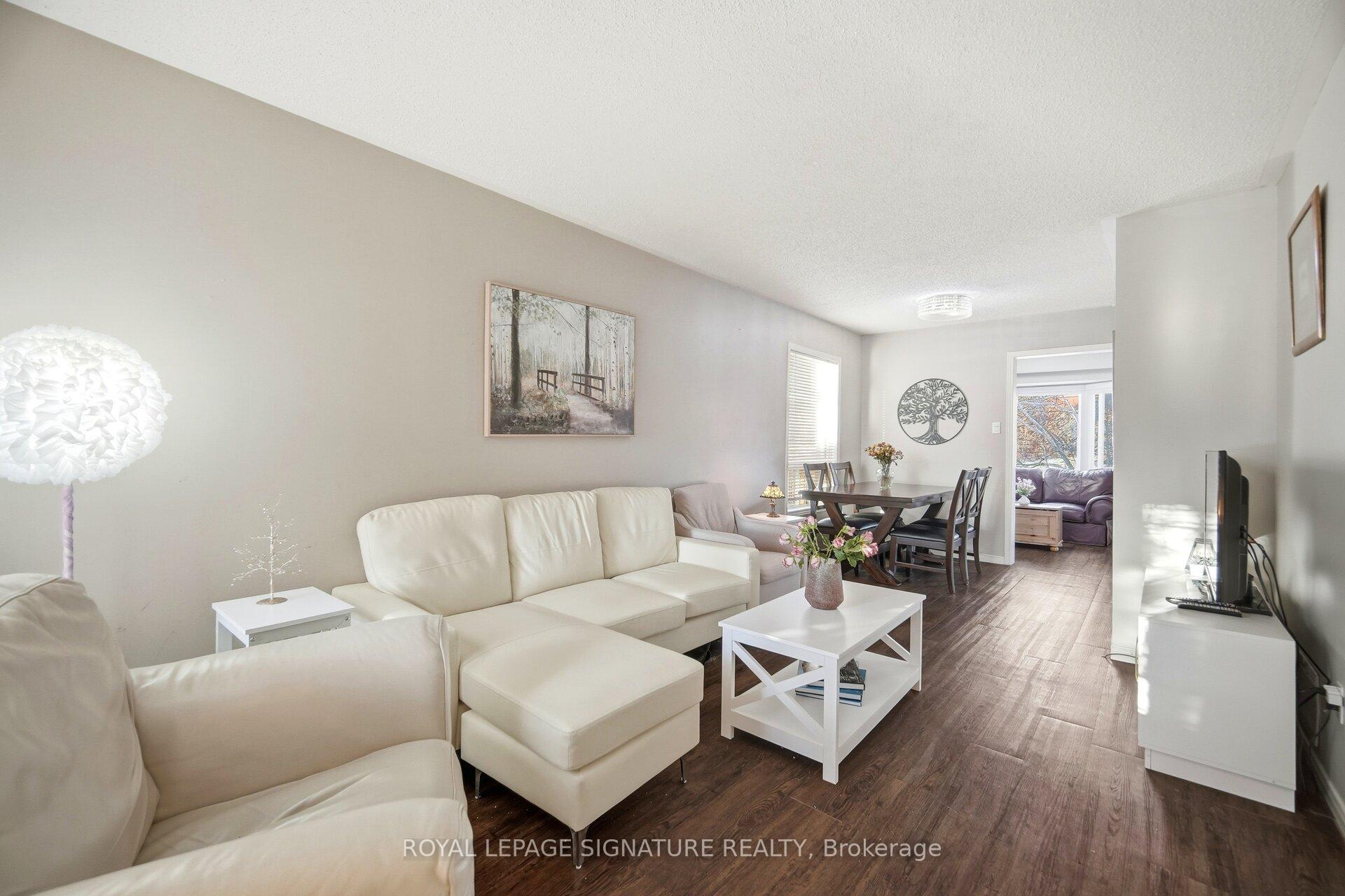 6945 Gracefield Drive, Mississauga, ON L5N 6T9