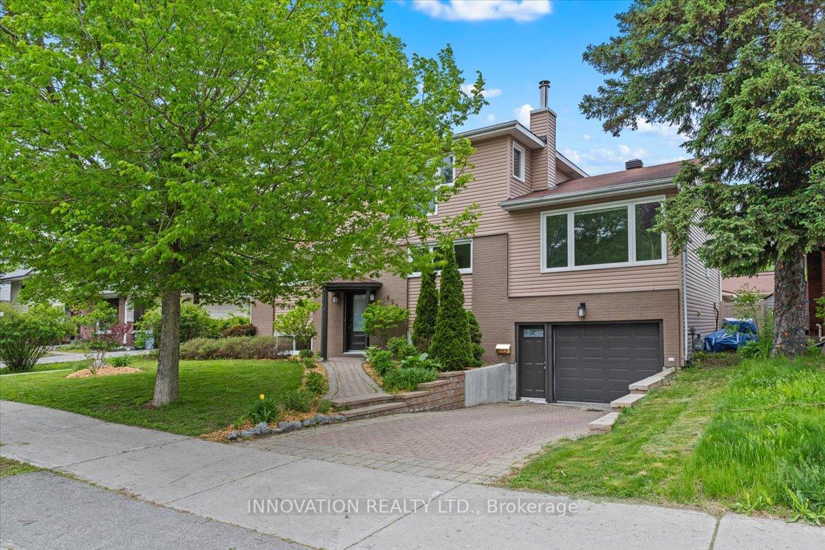 695 Pleasant Park Road, Elmvale Acres and Area, ON K1G 1Y3