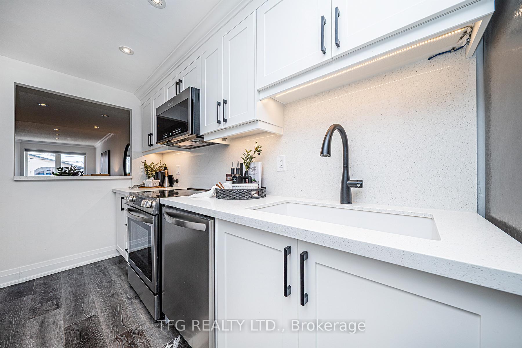 7 - 120 Glen Manor Drive, Toronto, ON M4E 2X6