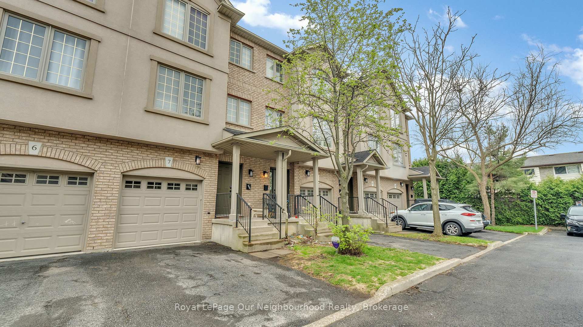 7 - 1248 Guelph Line, Burlington, ON L7P 2S9