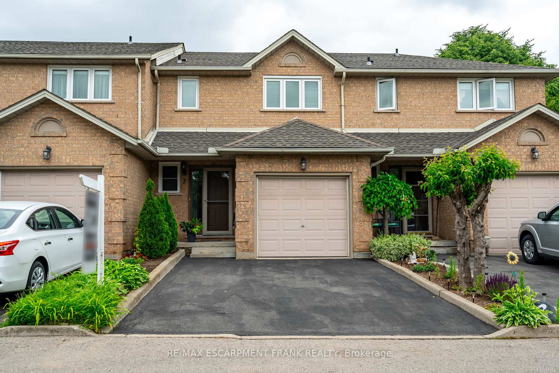 7 - 1310 Upper Wentworth Street, Hamilton, ON L9A 5J3