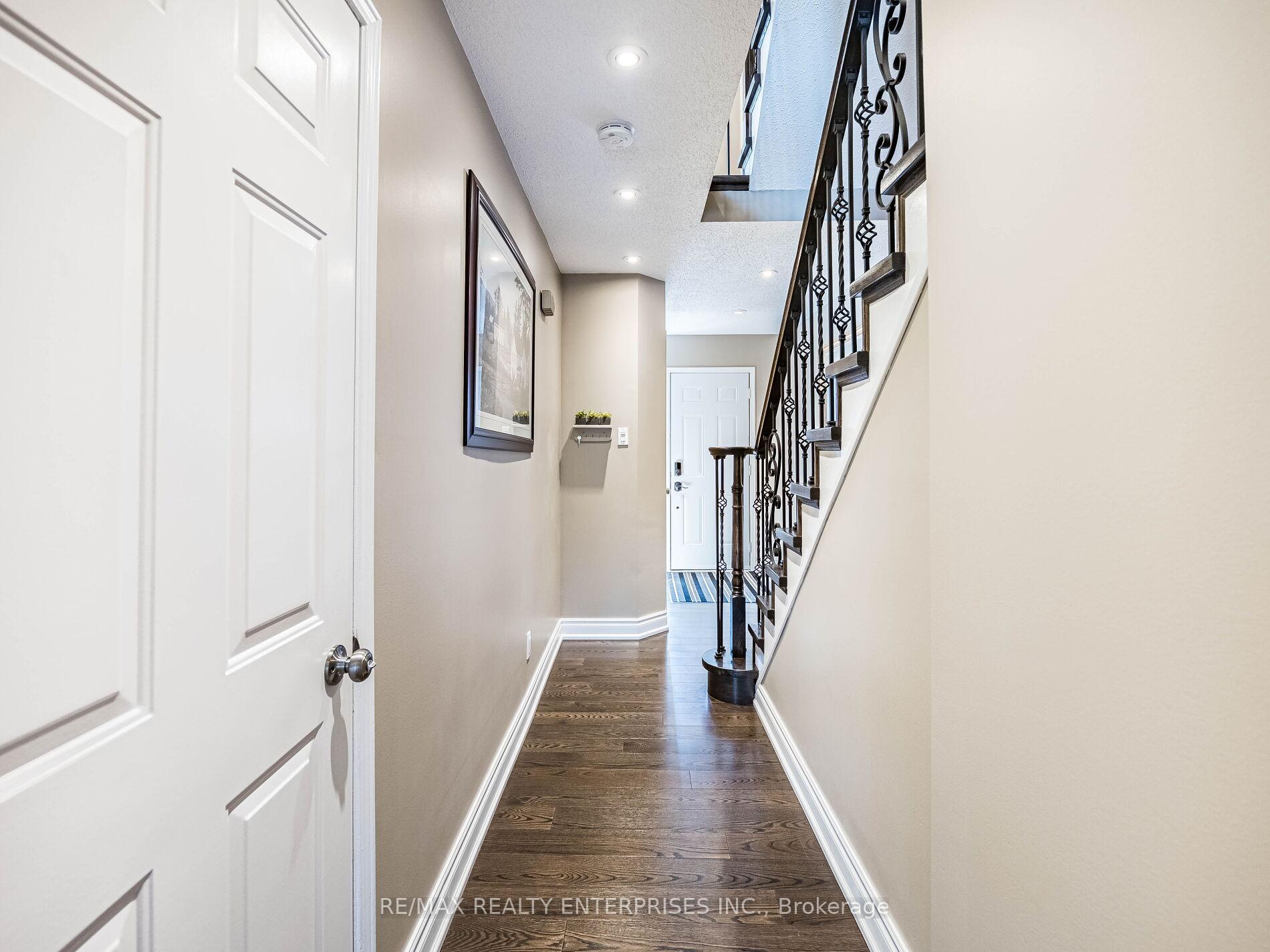 7 - 3140 Fifth Line W, Mississauga, ON L5L 1A2