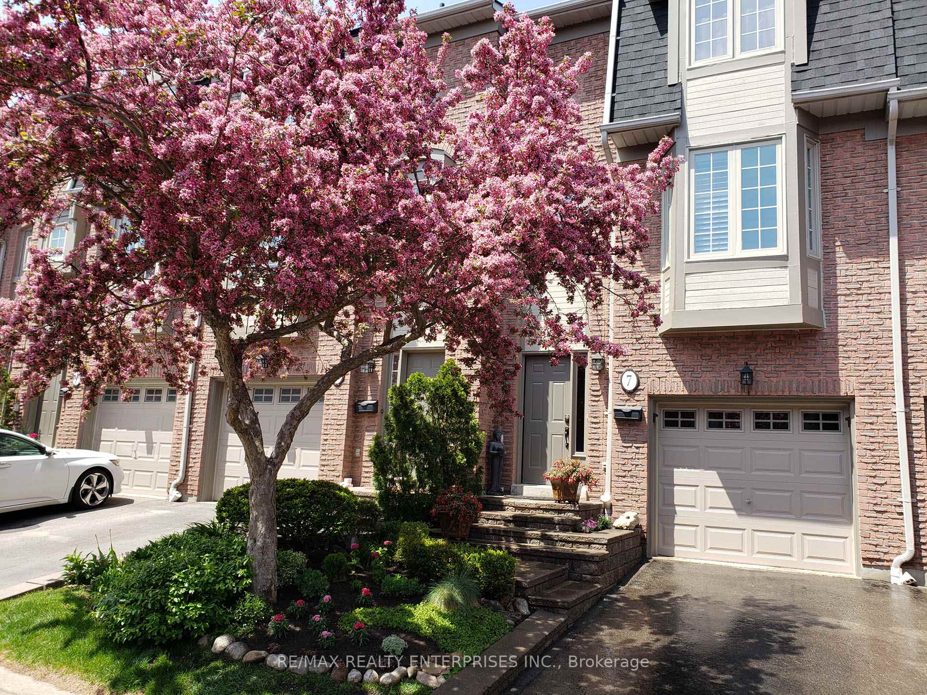 7 - 3140 Fifth Line W, Mississauga, ON L5L 1A2