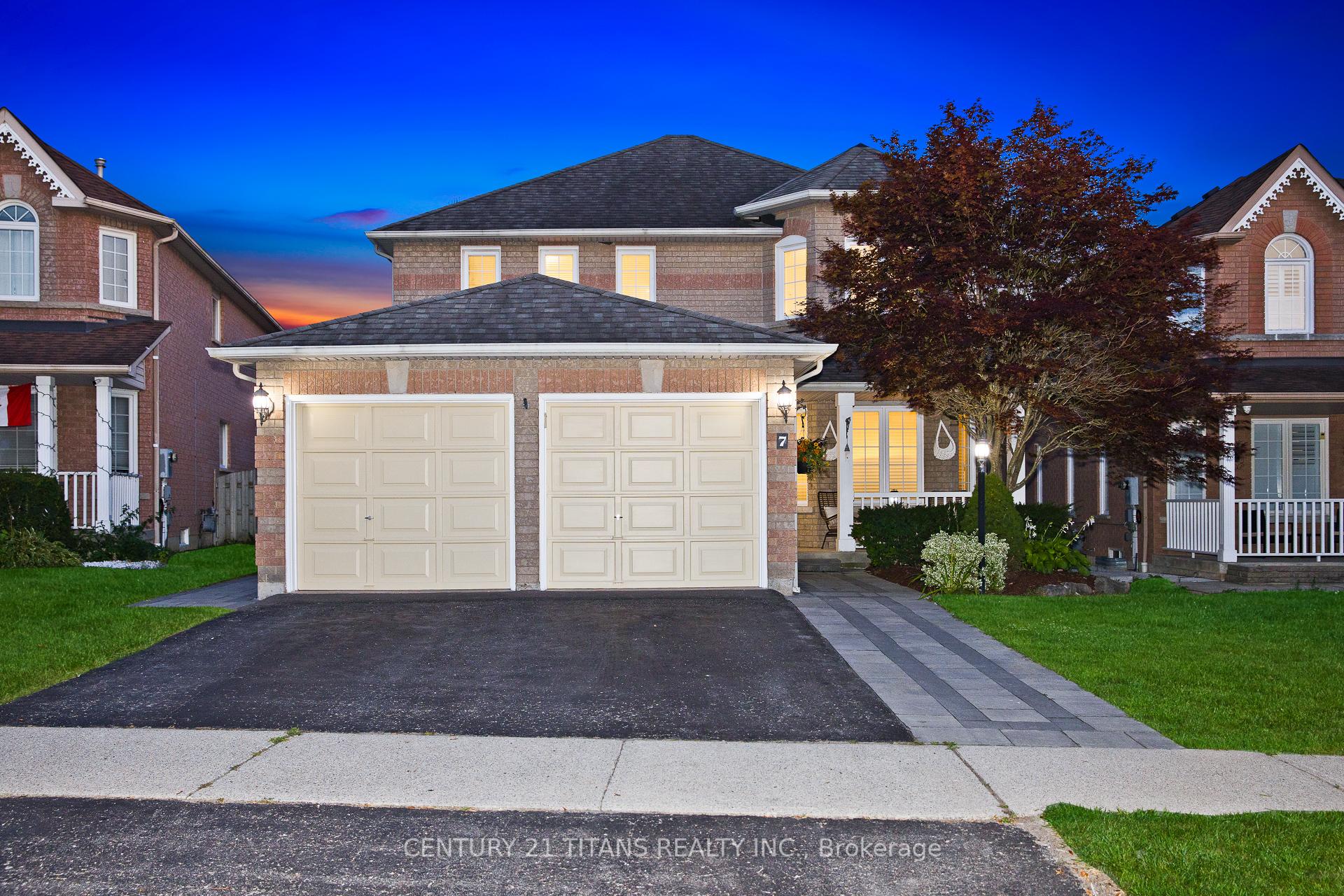 7 Annie Crescent, Ajax, ON L1T 3X6