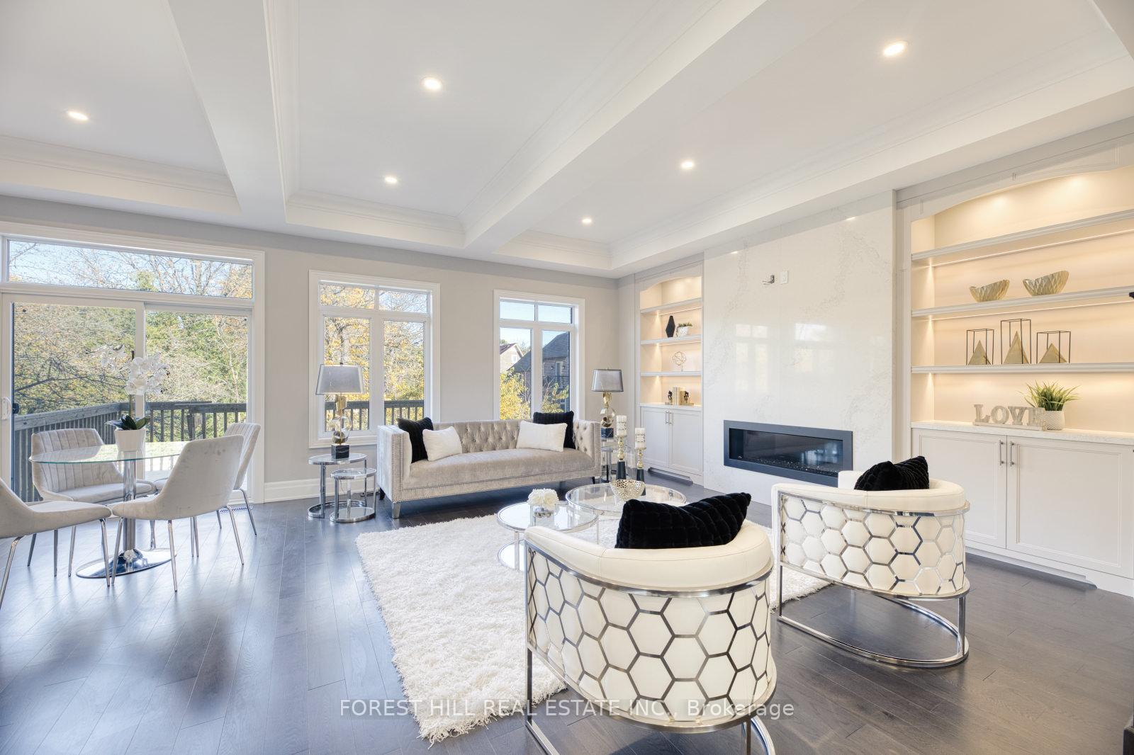 7 Becky Cheung Court, Toronto, ON M2M 2E7