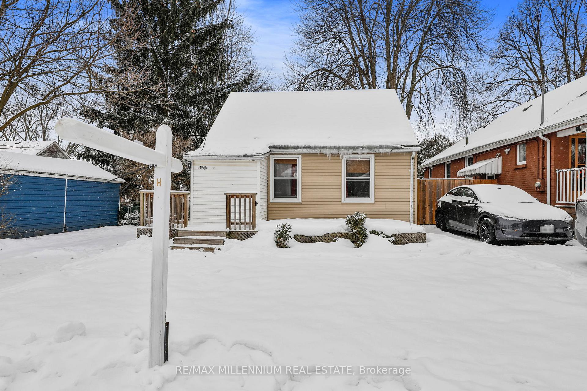 7 Beverly Street, London South, ON N6C 4R9