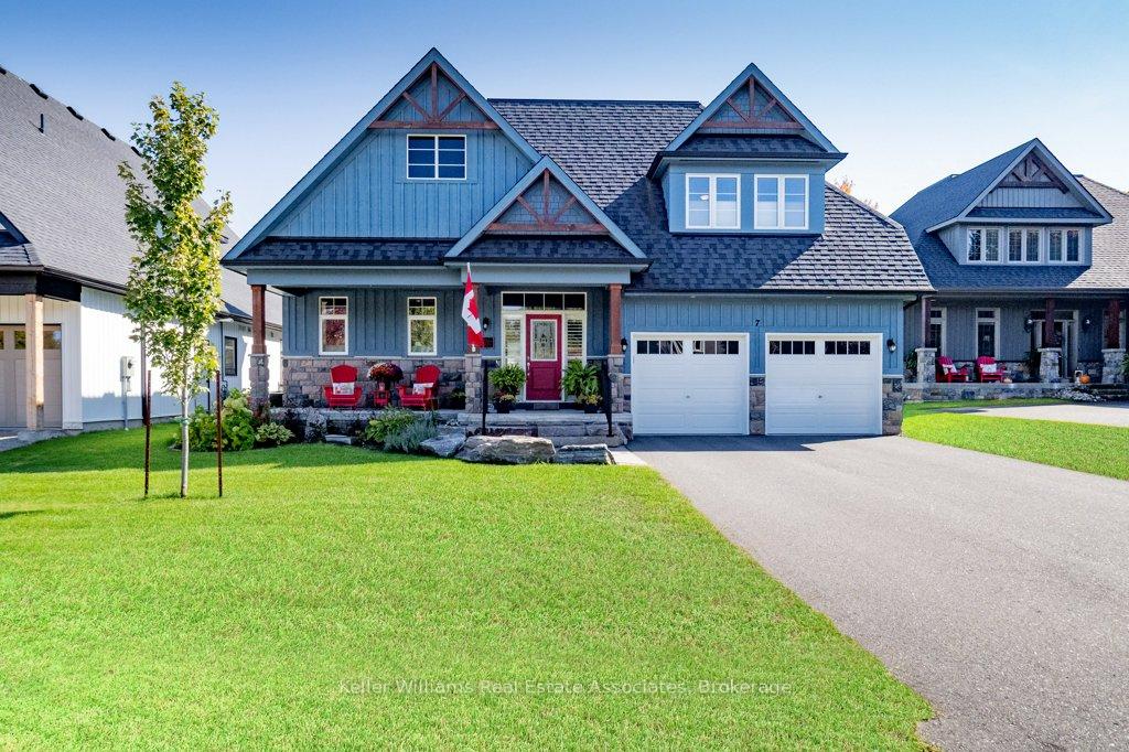 7 Breakwater Court, Gravenhurst, ON P1P 0A2