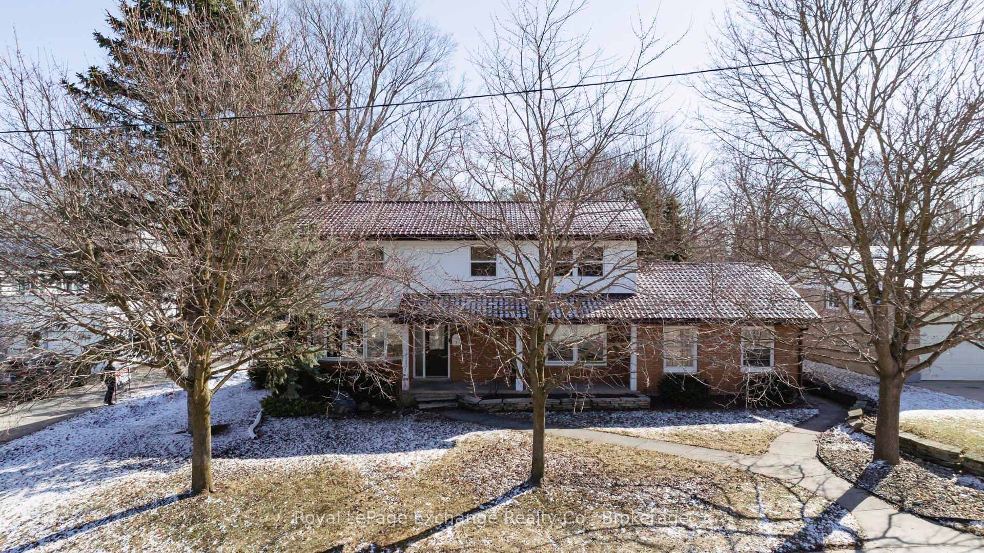 7 Clinton Street N, South Bruce, ON N0G 2S0