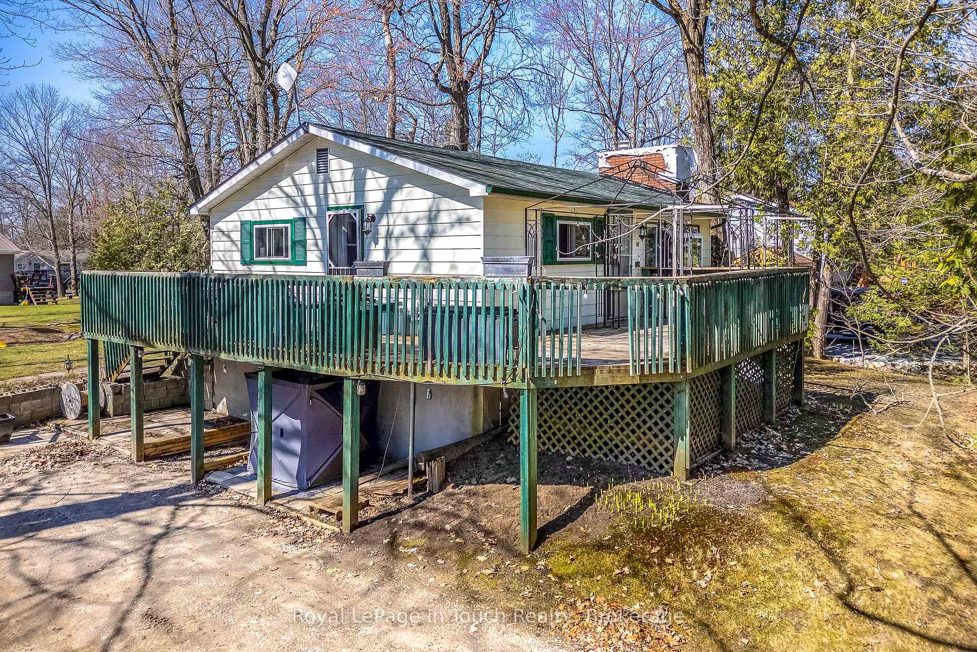 7 Dundee Drive, Tiny, ON L9M 0B3