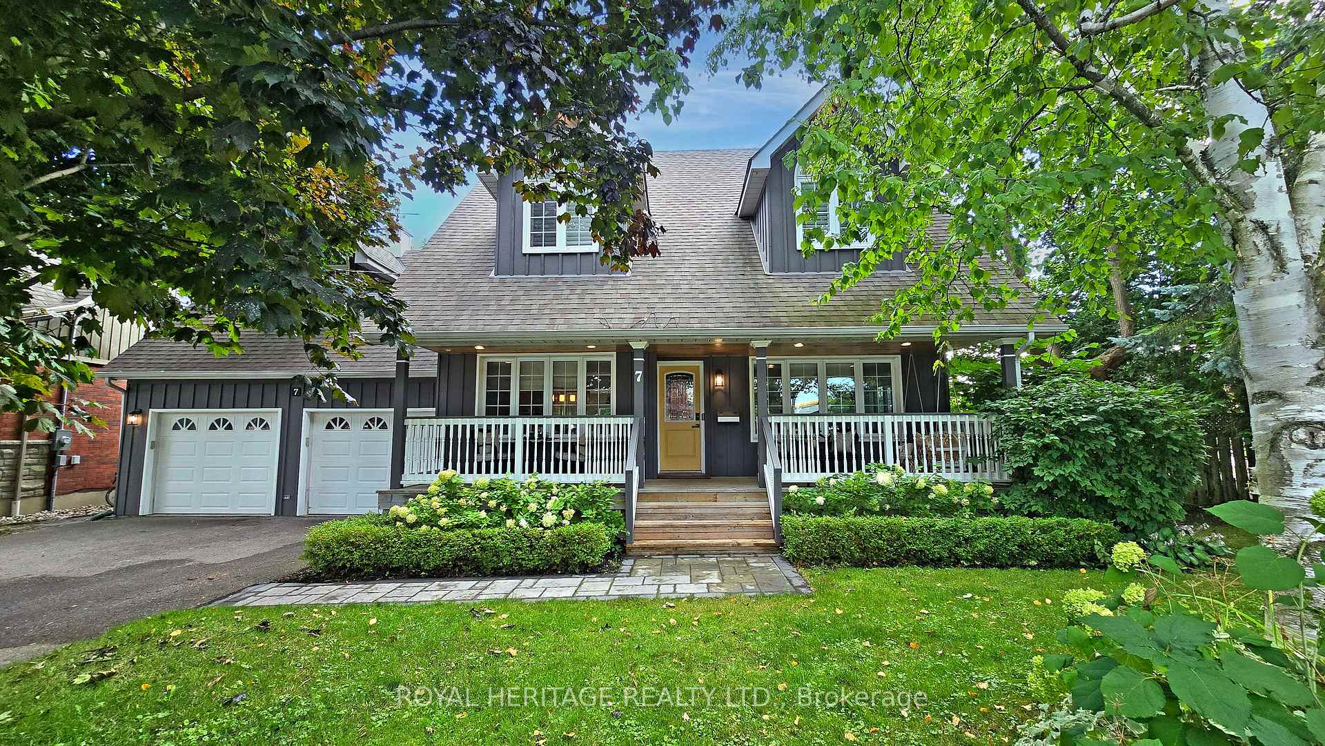 7 Durham Street, Whitby, ON L1M 1A5