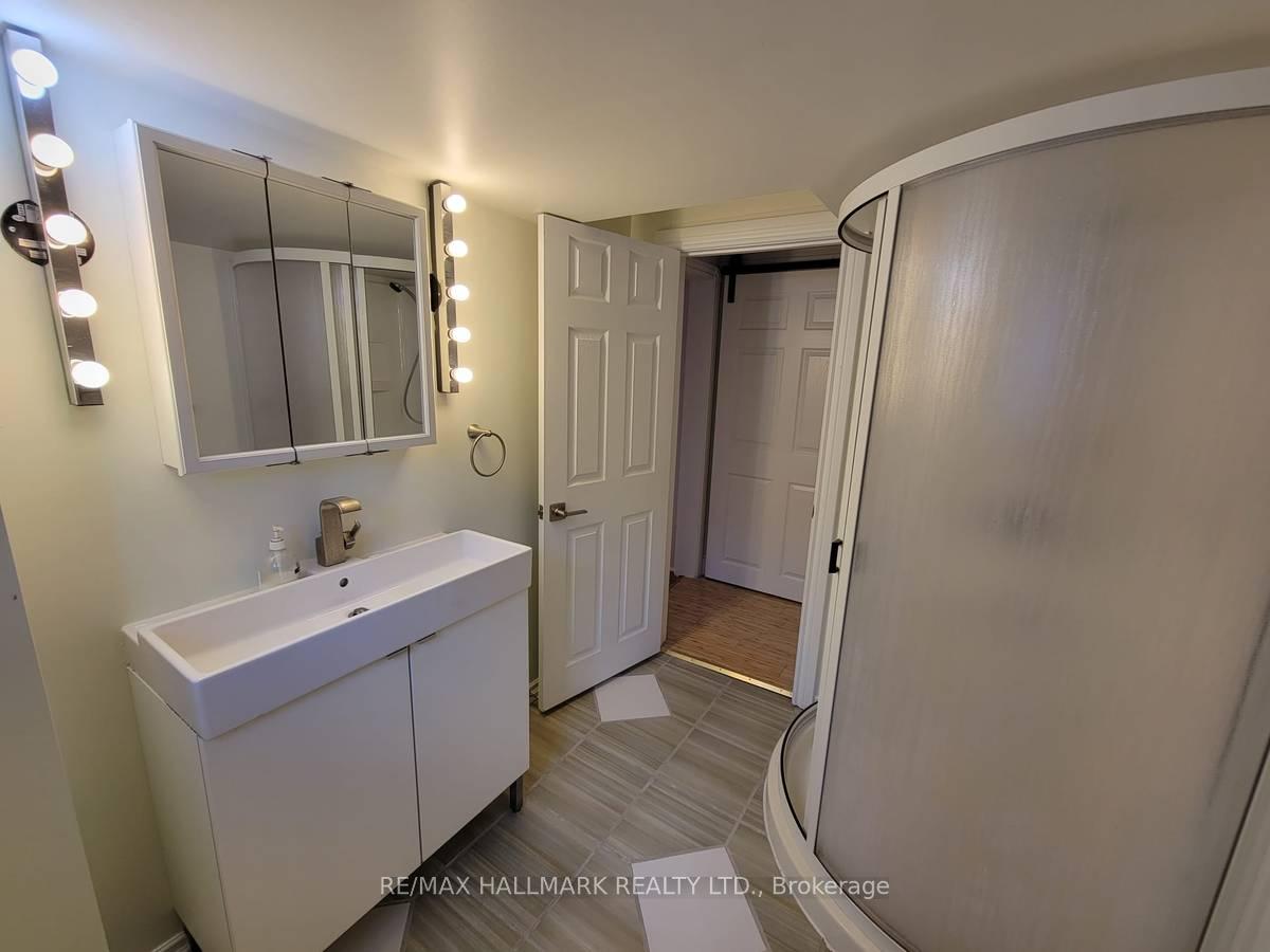 BSMT - 7 Folcroft Avenue, Toronto, ON M1N 1K7