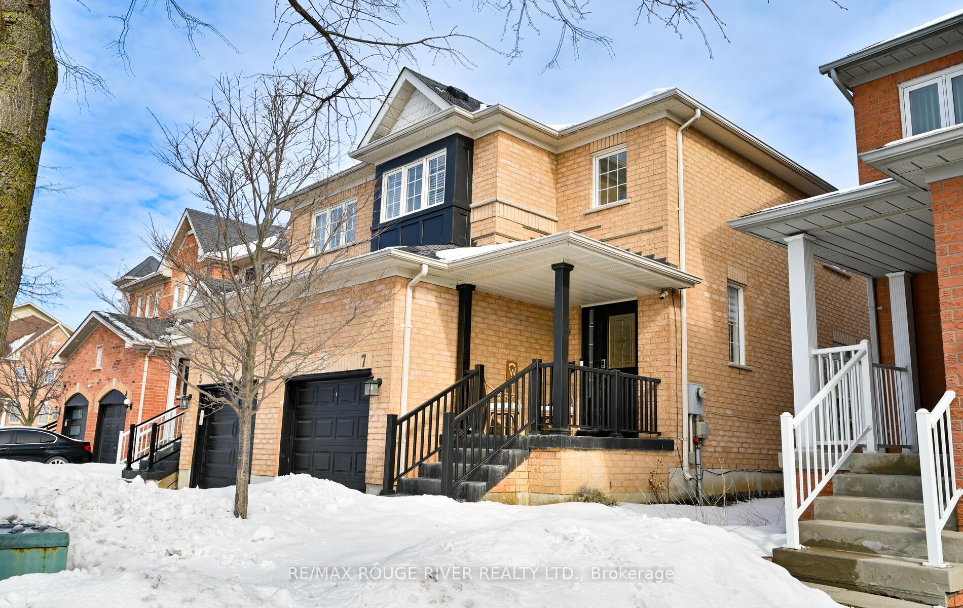 Ajax Real Estate MLS® Listings & Houses For Sale