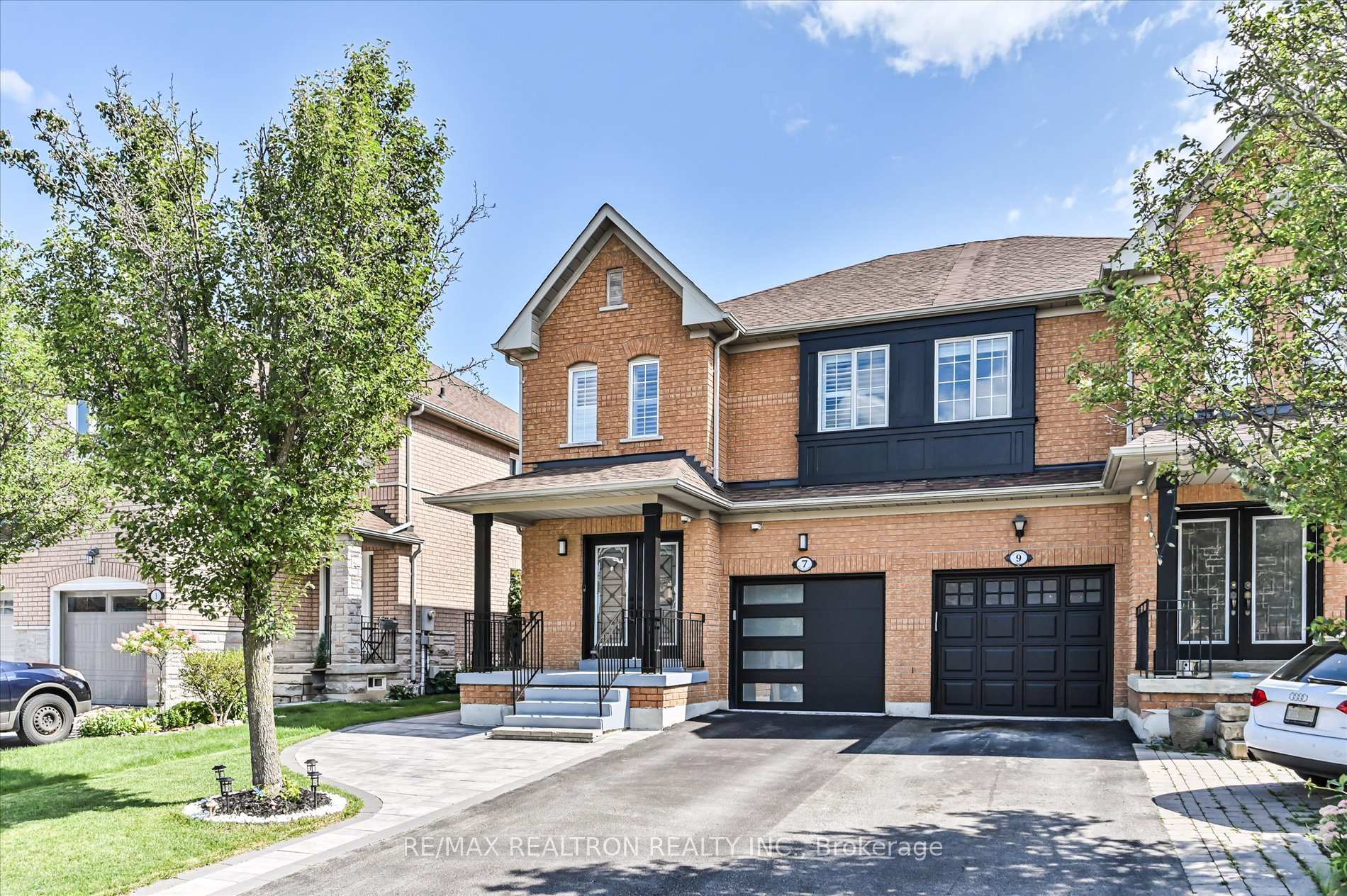 7 Kingly Crest Way, Vaughan, ON L4H 1M7